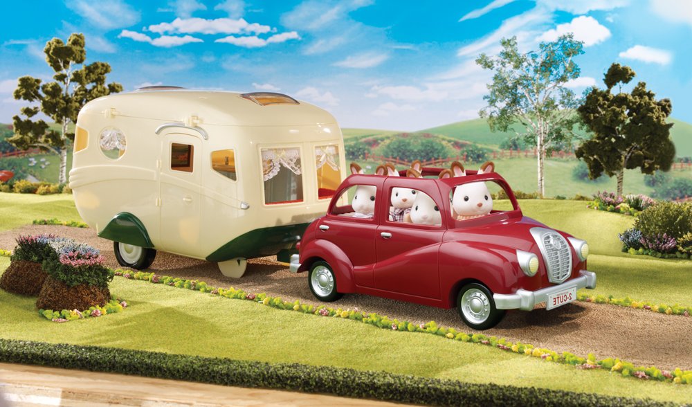 Calico Critters Caravan Family Camper - Take Your Critters on a Road Trip!