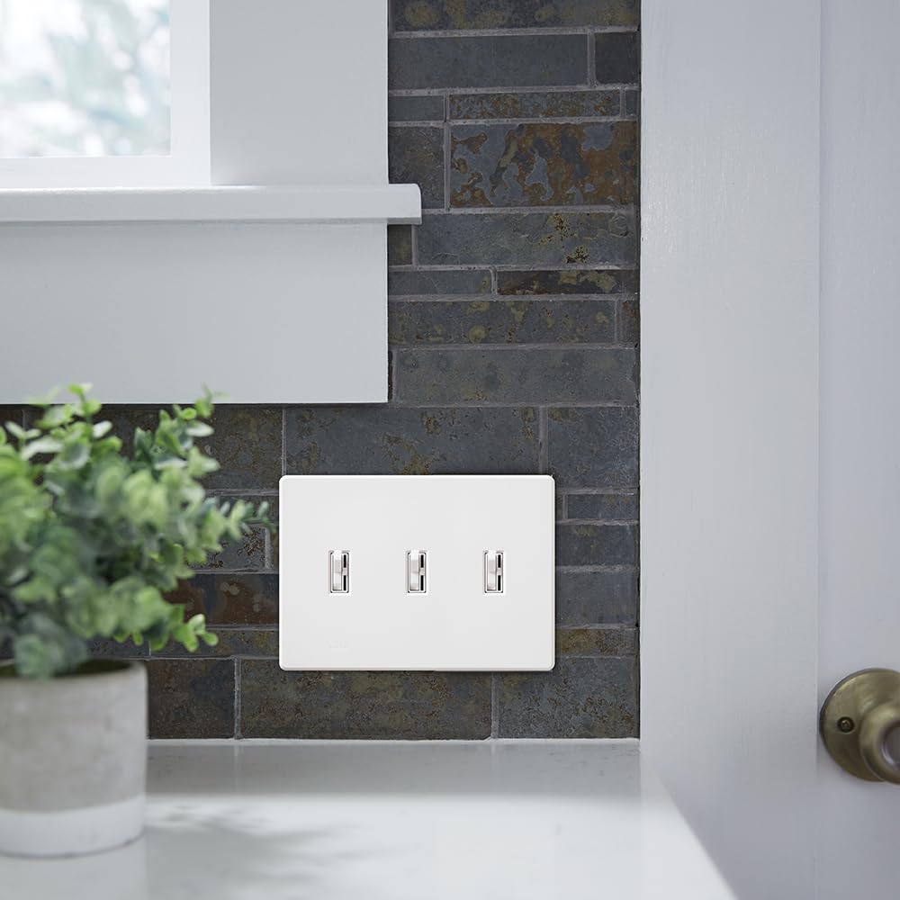 Lutron Fassada 3 Gang Wallplate for Toggle-Style Dimmers and Switches, FG-3-WH, White (1-Pack)