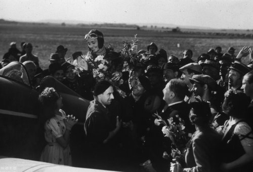 Eclipse Series 34: Jean Gremillon During the Occupation (Remorques, Lumiere d'ete, Le ciel est a vous) (The Criterion Collection) [DVD]