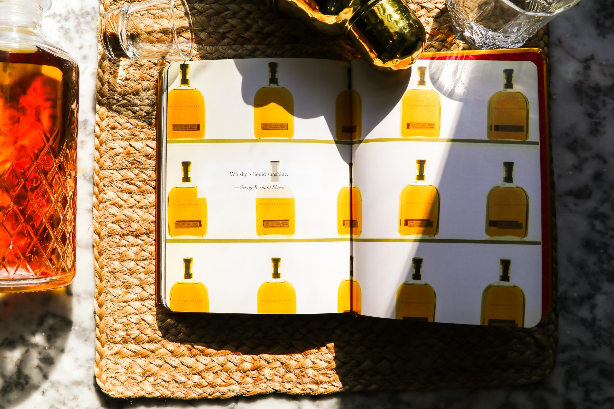 Drink Whiskey: A Collection of Bourbon, Rye, and Scotch Whisky Cocktails
