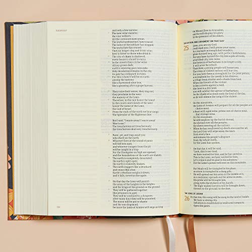 CSB Notetaking Bible, Hosanna Revival Edition, Dahlias Cloth Over Board, Black Letter, Single-Column, Journaling Space, Reading Plan, Easy-to-Read Bible Serif Type