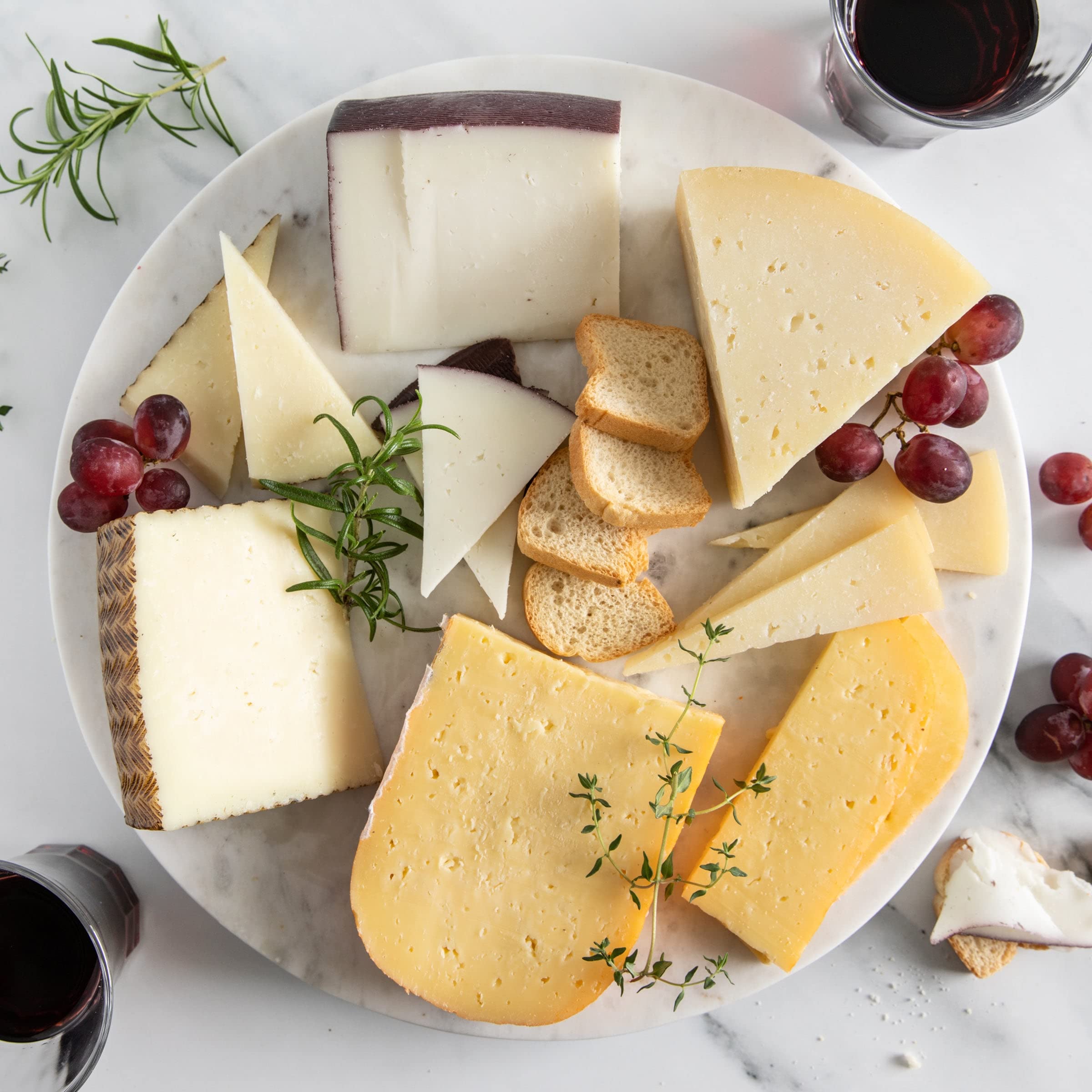 igourmet Spanish Cheese Tasting Gift Box - Includes Spanish Manchego Cheese, Mahon Reserva Cheese, Idiazabal Cheese and Murcia al Vino Cheese From Spain - Mini Toast Crackers, and Cheese Knife