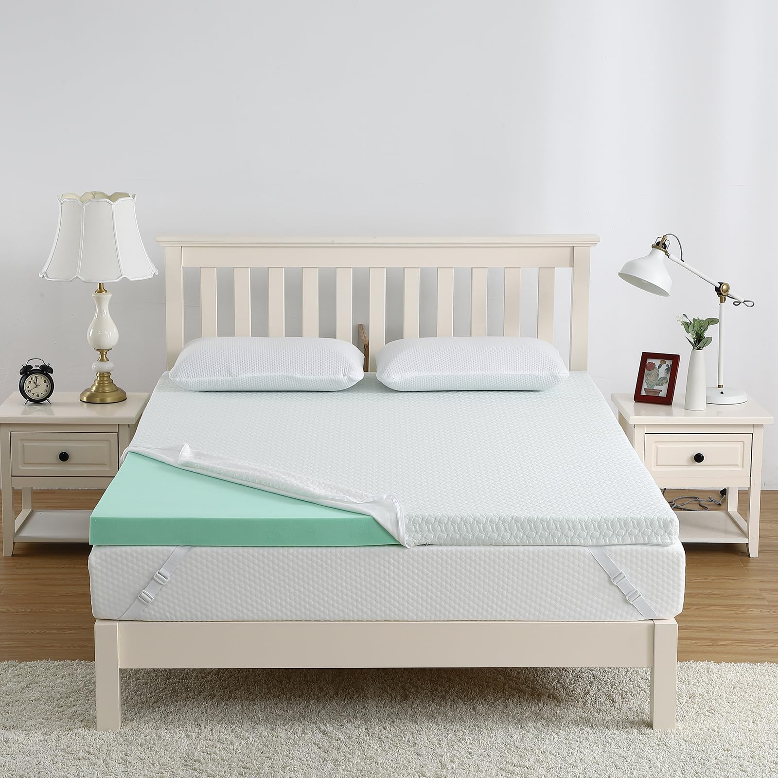 Aibudy Green Tea Memory Foam Mattress Topper, Cooling Gel Foam, 3 Inch Thk Mattress Pad Bed Topper with Zippered Bamboo Cover for Back Pain, Soft & Comfortable - Queen Size