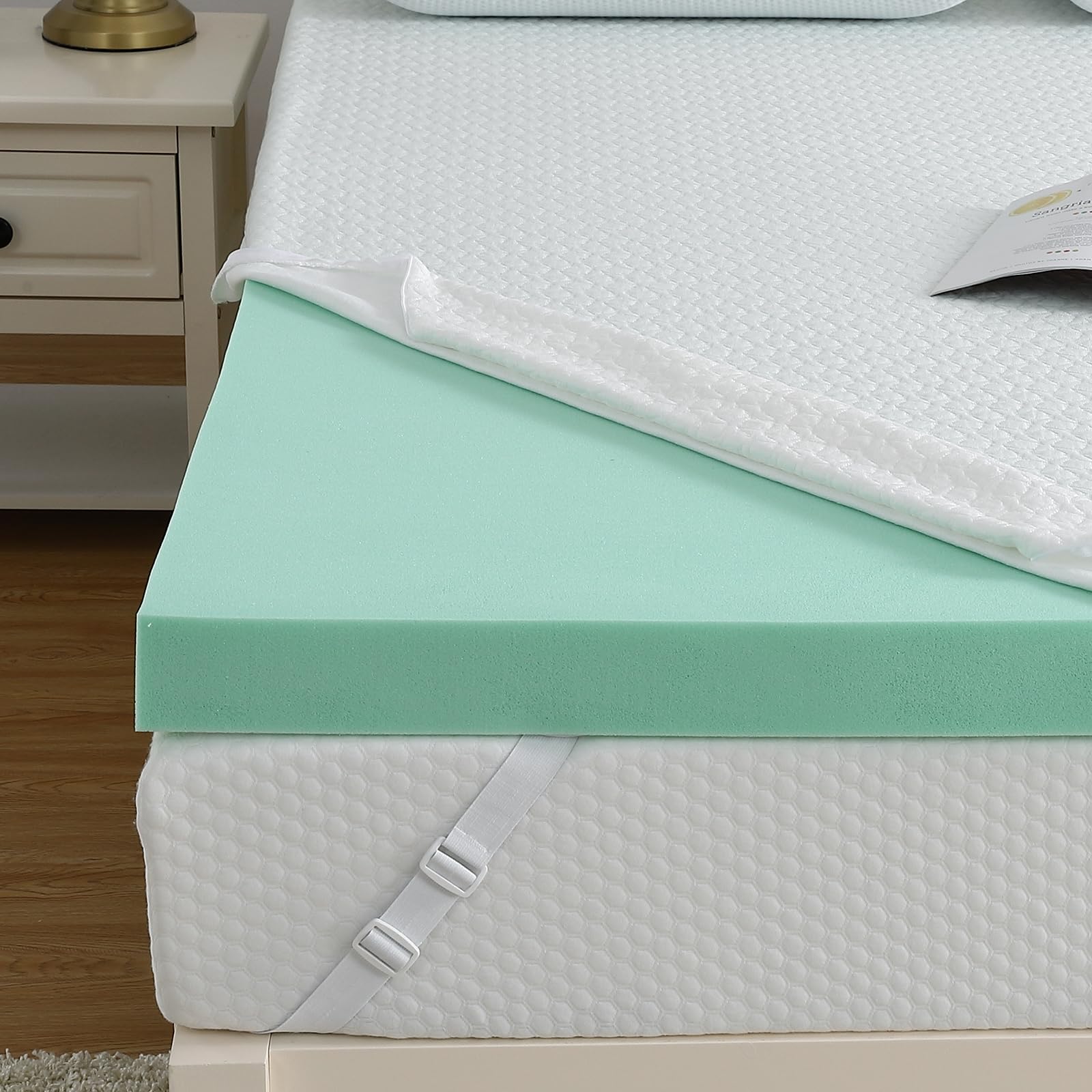Aibudy Green Tea Memory Foam Mattress Topper, Cooling Gel Foam, 3 Inch Thk Mattress Pad Bed Topper with Zippered Bamboo Cover for Back Pain, Soft & Comfortable - Queen Size