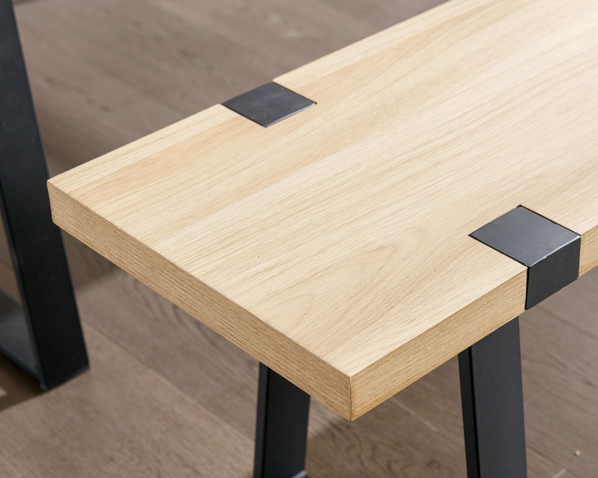 VESCASA 60" Wood Dining Bench with Black Metal Legs for Dining Room, Kitchen, Natural Oak