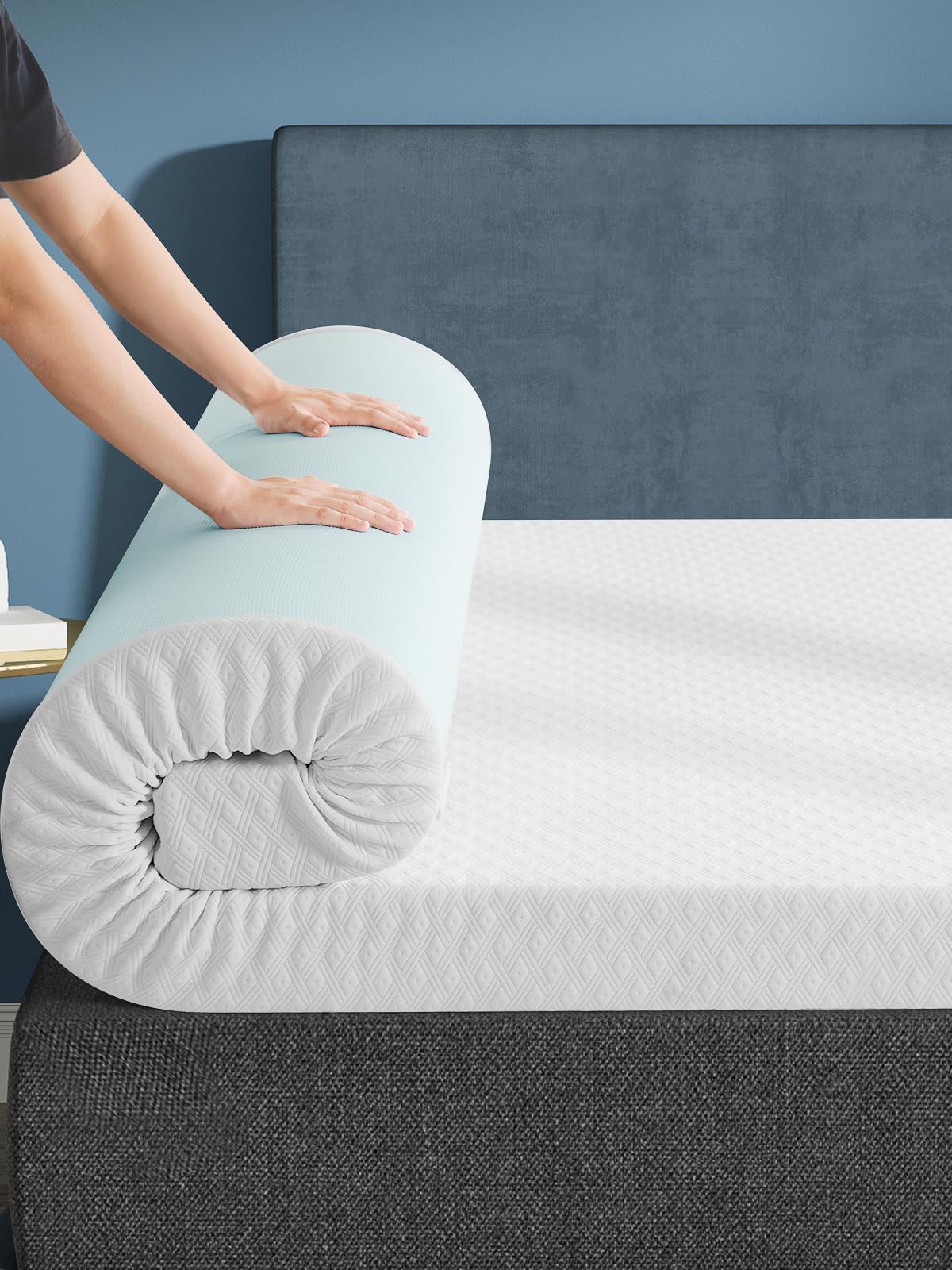 RISAR Two-piece Set：Queen size 3inch memory foam mattress topper & Queen Size Waterproof Mattress Protector.