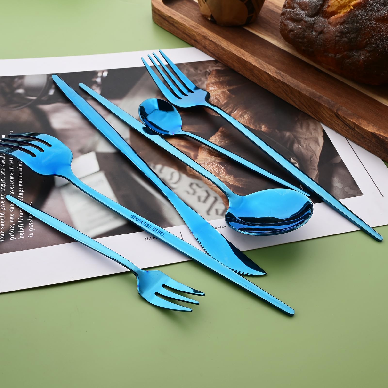 Uniturcky 62-Piece Blue Flatware Set for 8 Stainless Steel Silverware Set with Steak Knives, Plus Reusable Metal Straws and Butter Knives, Party Tableware Cutlery Set, Mirror Polished