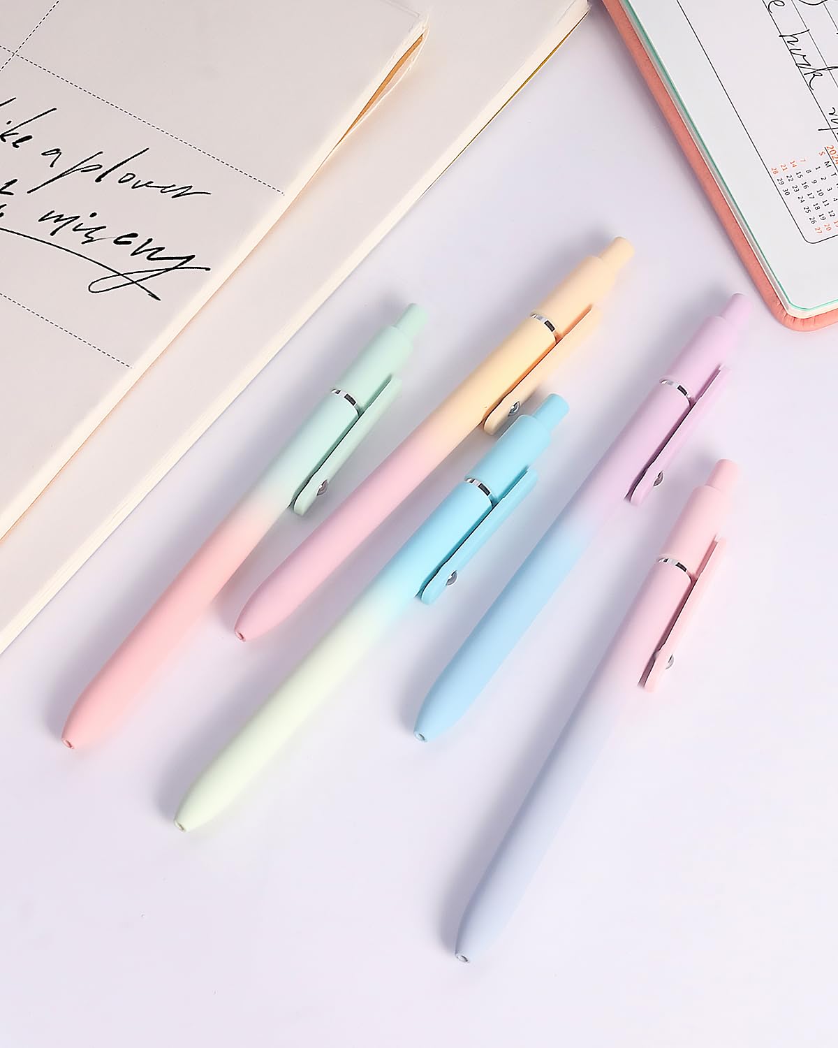 FIOVER Gel Pens, 5pcs Black Ink Medium Point 0.7mm Smooth Writing Pens with Comfort Grip, Aesthetic Ballpoint for Journaling School Office Supplies, Gifts for Women Men