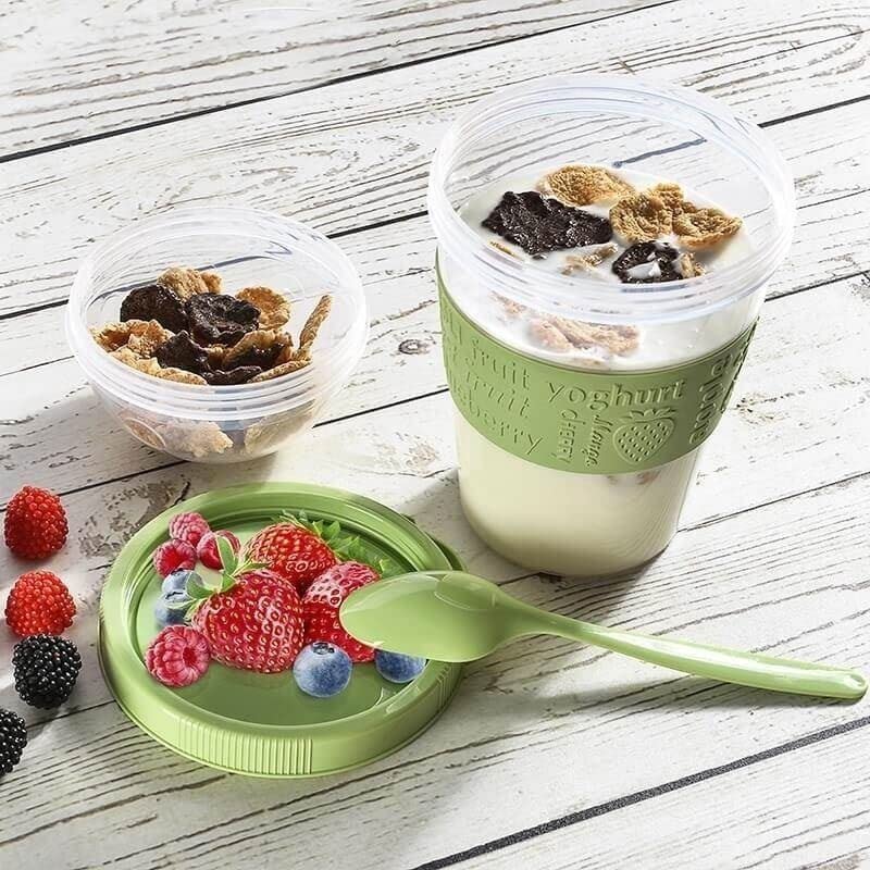 EYNEL 4 Pack On The Go Cereal Yogurt Cups with Lids and Spoon, Overnight Oats Container, Reusable Parfait Plastic Milk Jar Breakfast Crunch Granola Oatmeal Smoothie Snack Prep Bowl (4 Colors Set)