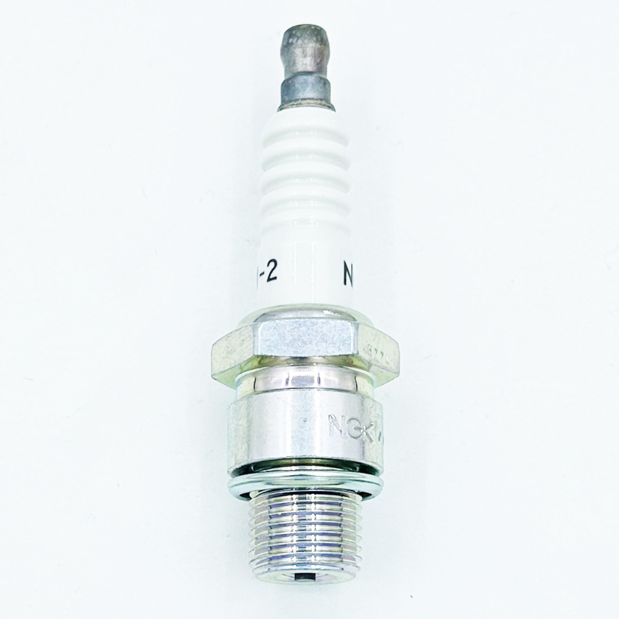 Genuine NGK BUHW-2(5626) Spark Plug For Mercu.ry 33-97182Q,896329833 Mariner Various 4-90hp 2-Stroke Engines
