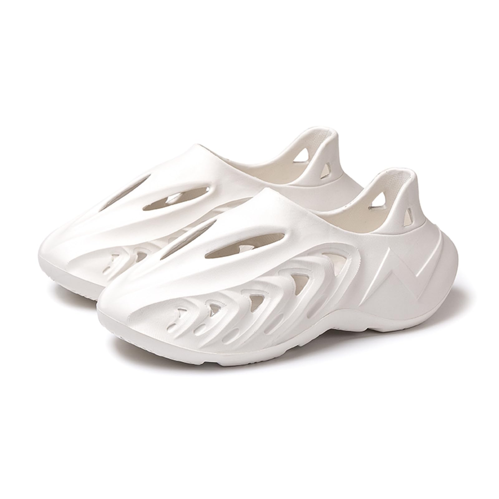 Unisex Foam Runner Sneakers for Men Closed Toe Cloud Slides Pillow Fashion Running Shoes Women Runners Sandals Outdoor Indoor Beach Shoes White