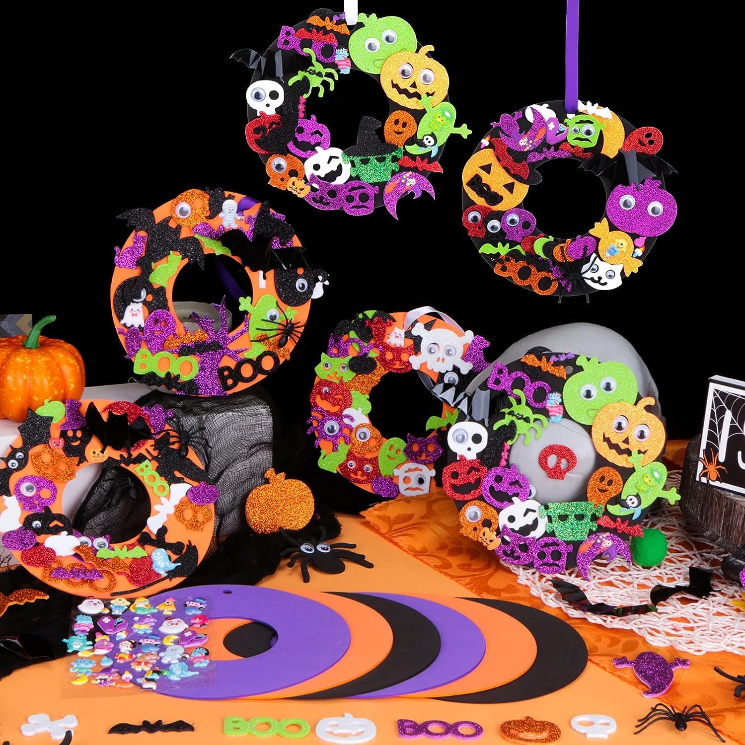 26 Sets Halloween Crafts Foam Wreath Craft Kits DIY Halloween Wreath with Self-Adhesive Pumpkin Ghost Bats Shape Craft Stickers Fall Thanksgiving Halloween Seasonal Sign Decoration
