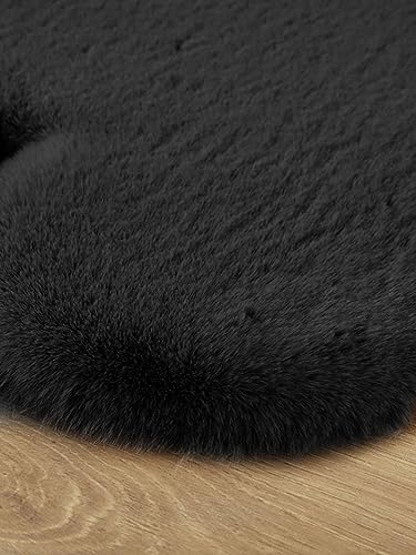 QWINEE Cute Cat Animal Shape Plush Rugs Cat Bed Mat Non Slip Soft Bath Carpet Thick Bath Mats for Pet Bed Mat Living Room Kitchen Black 18"*30"