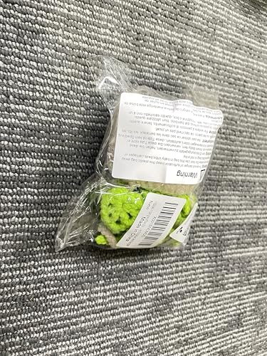 Crochet Hanging Plant for Car Cute Potted Plants Crochet Decor Car Mirror Hanging Accessories Rear View Ornament Hanging Boho Handmade Knitted Pendant (Light Green)