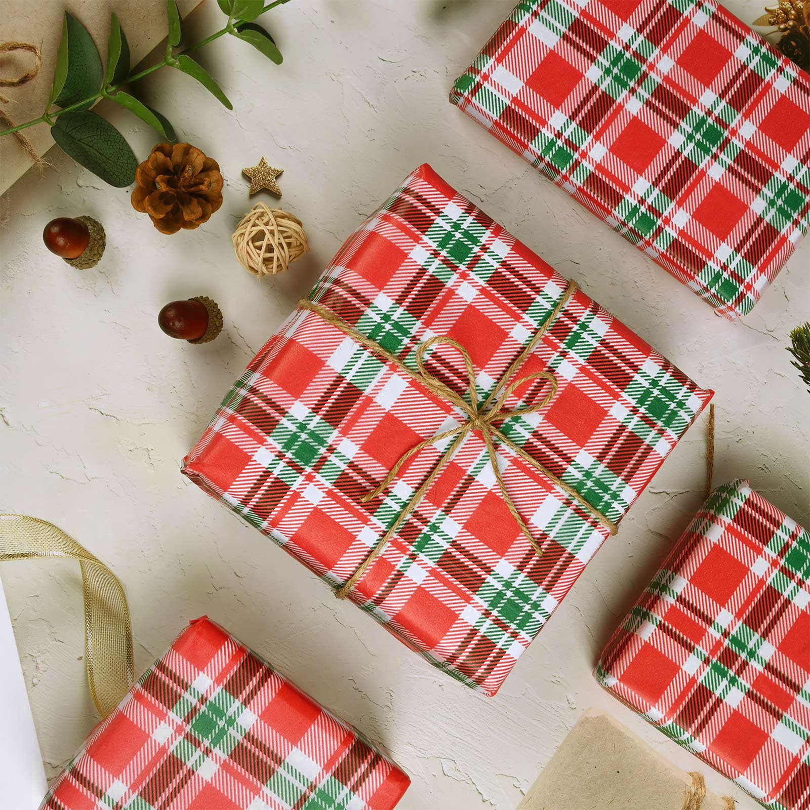 100 Sheets 20 * 14 Inches Christmas Buffalo Plaid Tissue Paper, Red Green White Tissue Paper for Gift Bags, Rustic Art Tissue Paper for Gift Wrapping for Xmas New Year Party DIY Craft