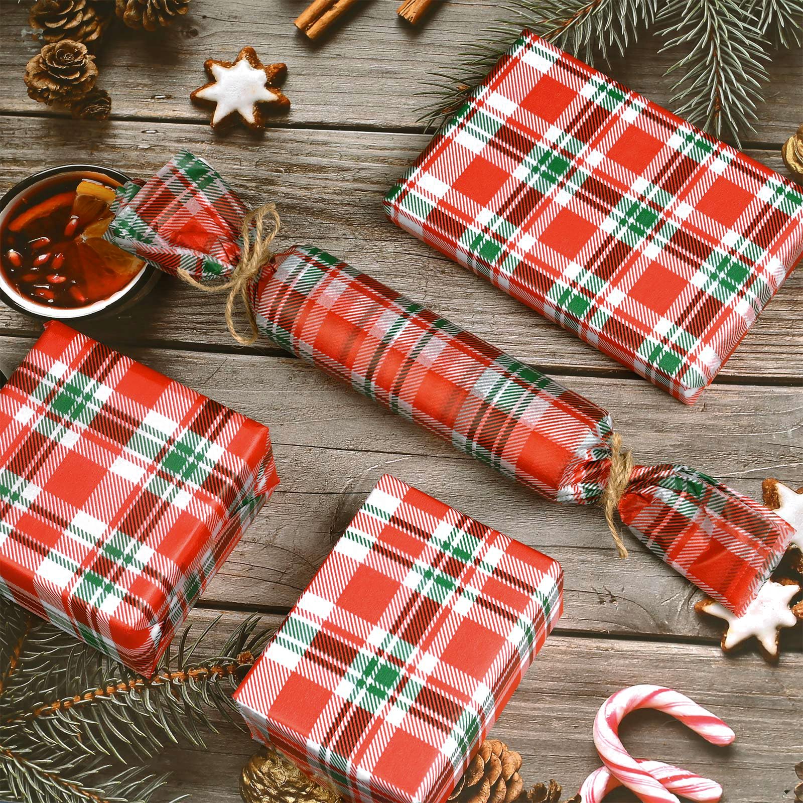 100 Sheets 20 * 14 Inches Christmas Buffalo Plaid Tissue Paper, Red Green White Tissue Paper for Gift Bags, Rustic Art Tissue Paper for Gift Wrapping for Xmas New Year Party DIY Craft