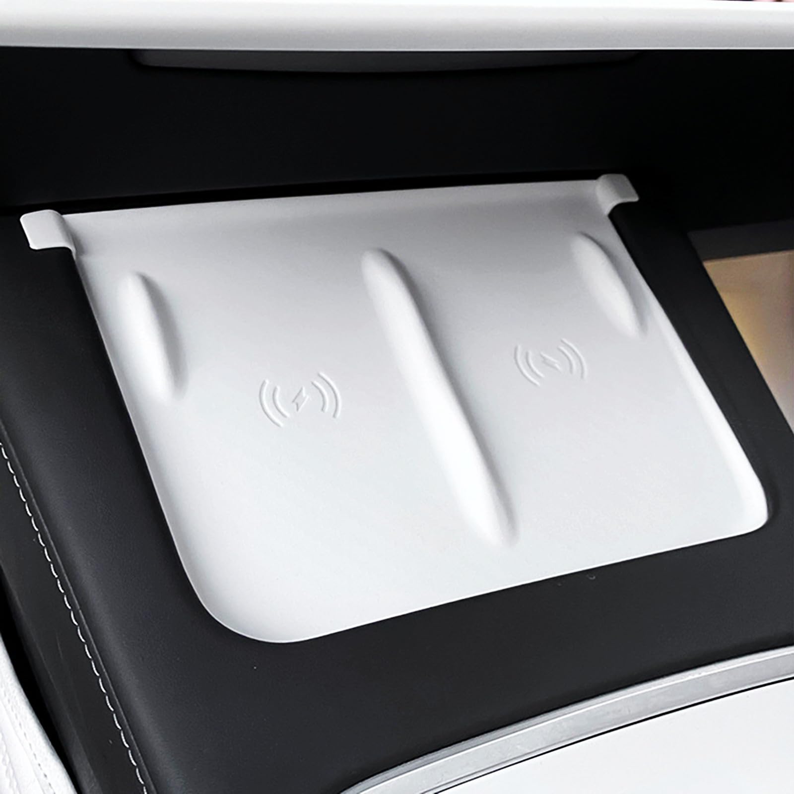 HNCYHX Center Console Wireless Charging Mat for Tesla Model 3 Model Y 2021-2023 ,Carbon Fiber Pattern Wireless Charging Silica Gel Mat Decoration Interior Car Accessories (White)