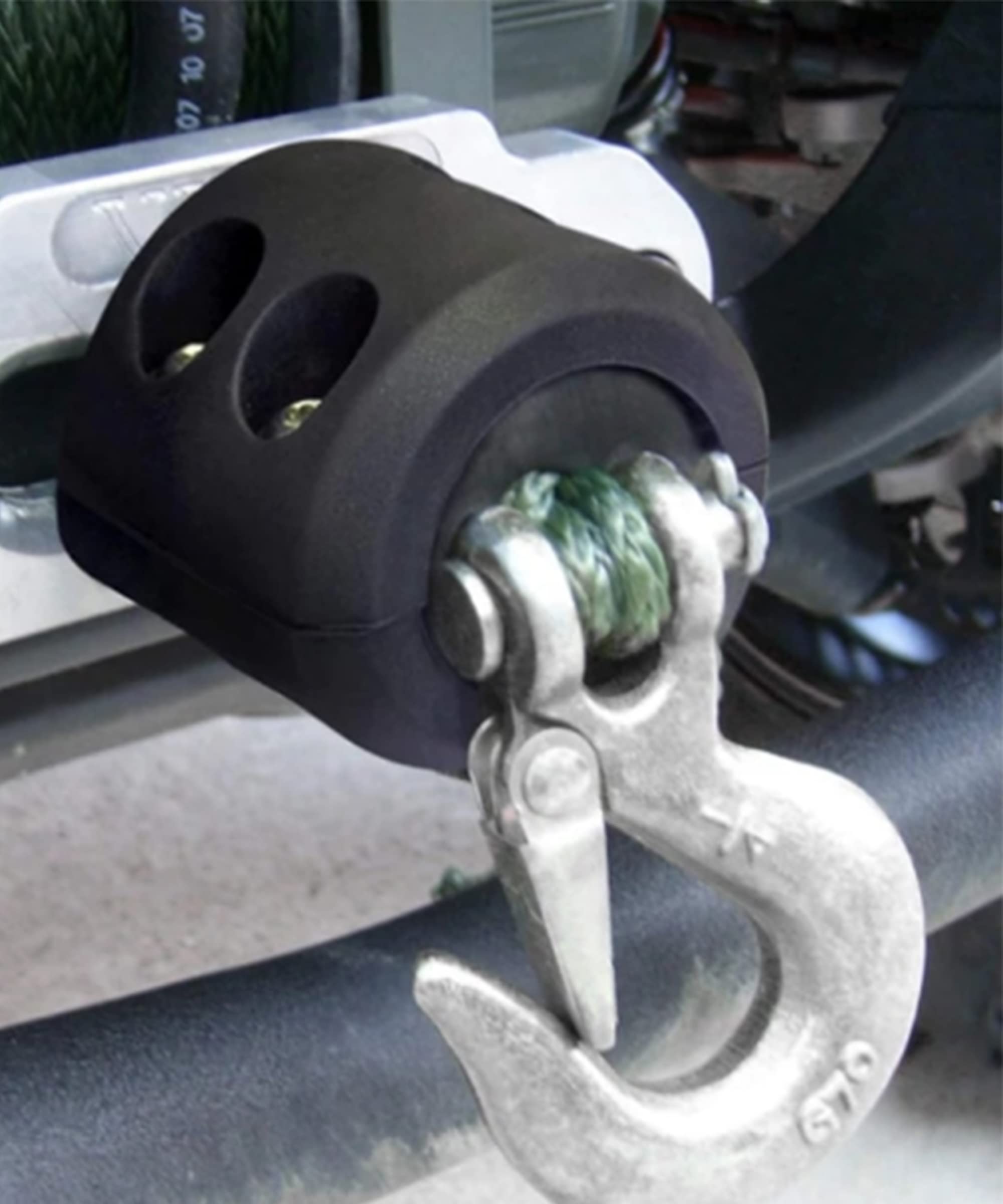 Rubber Winch Stopper,Winch Cable Hook Stopper,Rubber Rope Line Saver,Winch Cable Hook Rubber Stopper with Stainless Steel Screws and Nuts,Rubber Hook Stopper for Synthetic Winch Rope (Black)