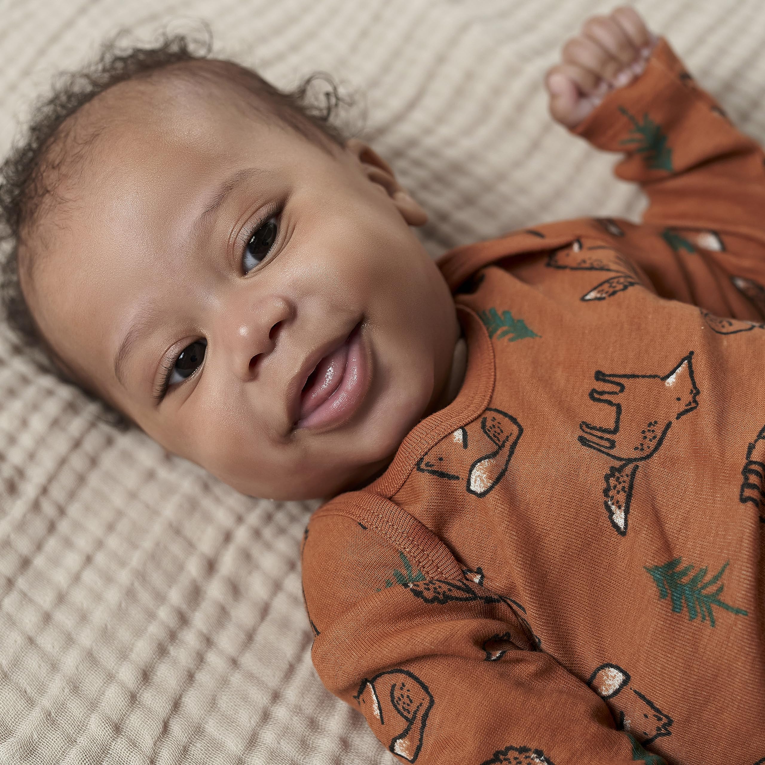 Gerber Baby Boys' 6-Pack Long-Sleeve Onesies Bodysuit, Green Fox