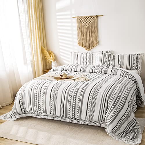 BEDLORE Boho Comforter Set Full/Queen Size, Tufted Gray and White Striped Ball Pom Pom Bedding Set with Tassel Fringe, Farmhouse Shabby Chic Bed Comforter with 2 Pillowshams for All Seasons