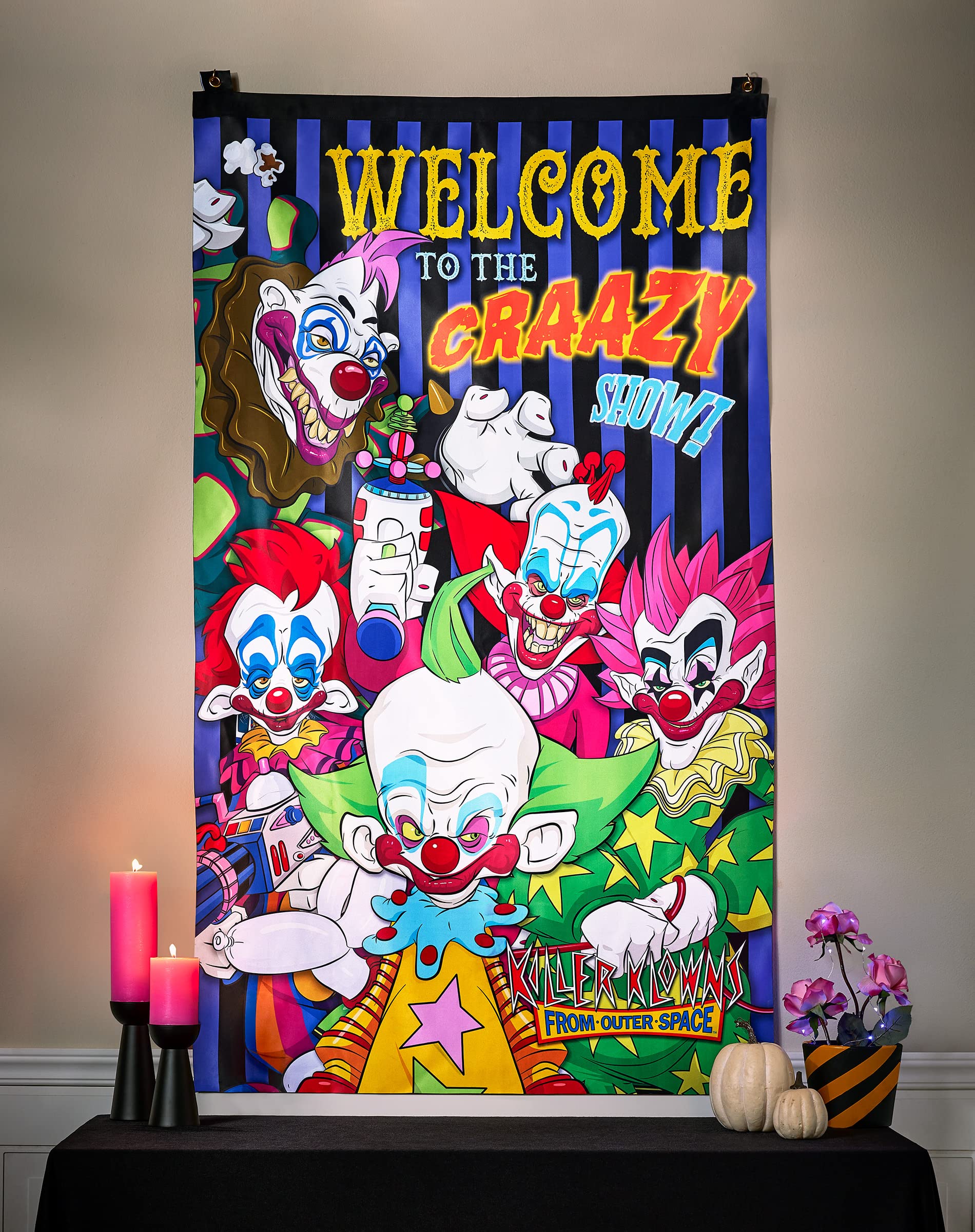 Spirit Halloween Killer Klowns from Outer Space The Crazy Show Flag Decoration | Officially Licensed | Horror Décor | Outdoor Décor