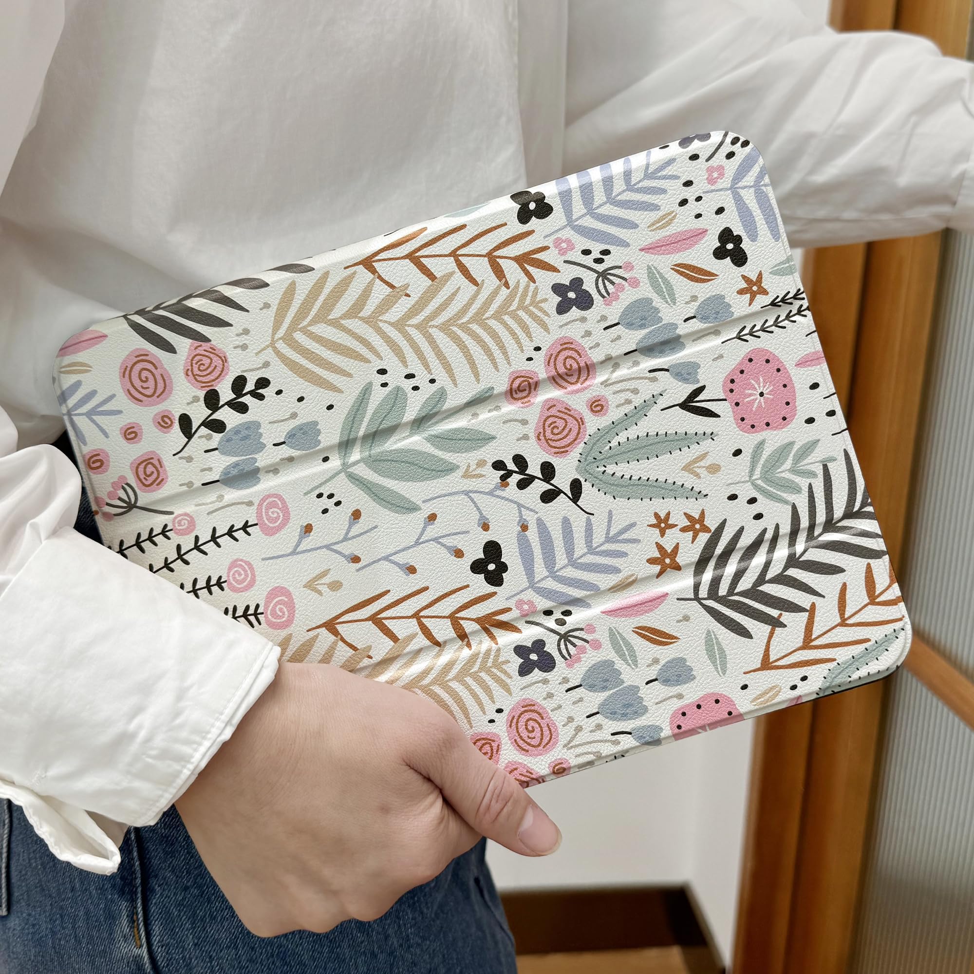 DONGKE Case Compatible with iPad 10.2 Inch 2021 2020 2019 iPad 9th/8th/7th Generation with Pencil Holder, Slim Stand Protective Case with Soft TPU Back, Auto Sleep/Wake Cover, Cute Florals