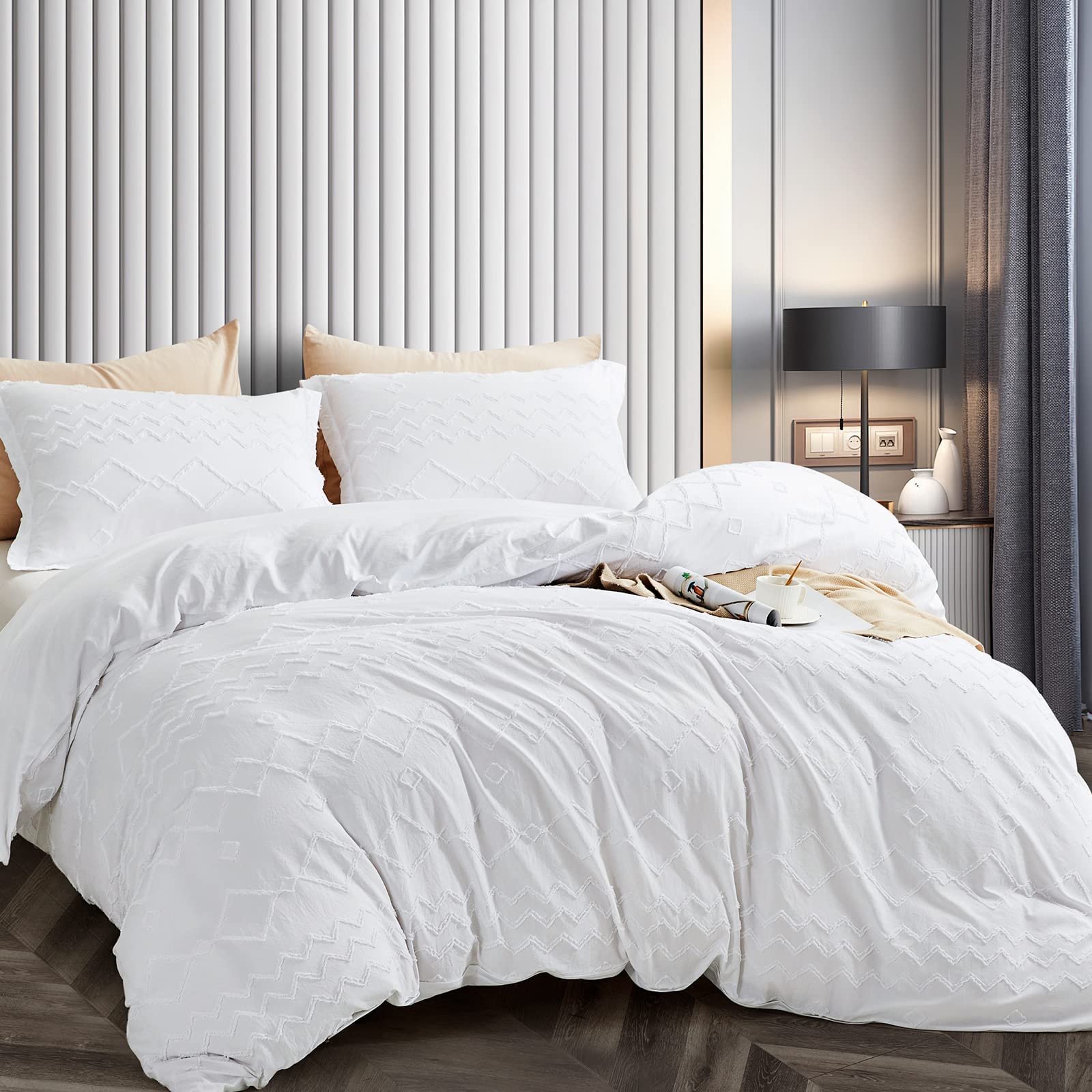 Melingo White Duvet Covers Tufted Duvet Cover Queen Size, Soft and Lightweight Duvet Covers Set for All Seasons, 3 Pieces Boho Embroidery Shabby Chic Bedding Set