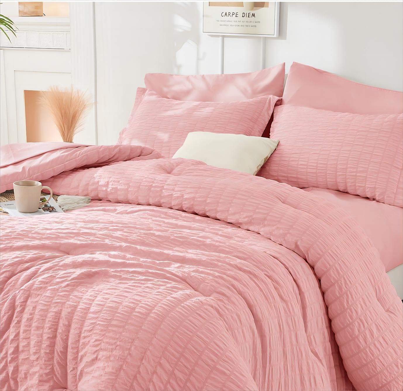 HYMOKEGE Pink Duvet Cover Queen Size, Ultra Soft 3-Piece Seersucker Duvet Cover Set with Zipper Closure, Soft Brushed Microfiber Bedding Set with 8 Corner Ties (90"x90", 2 Pillowshams)