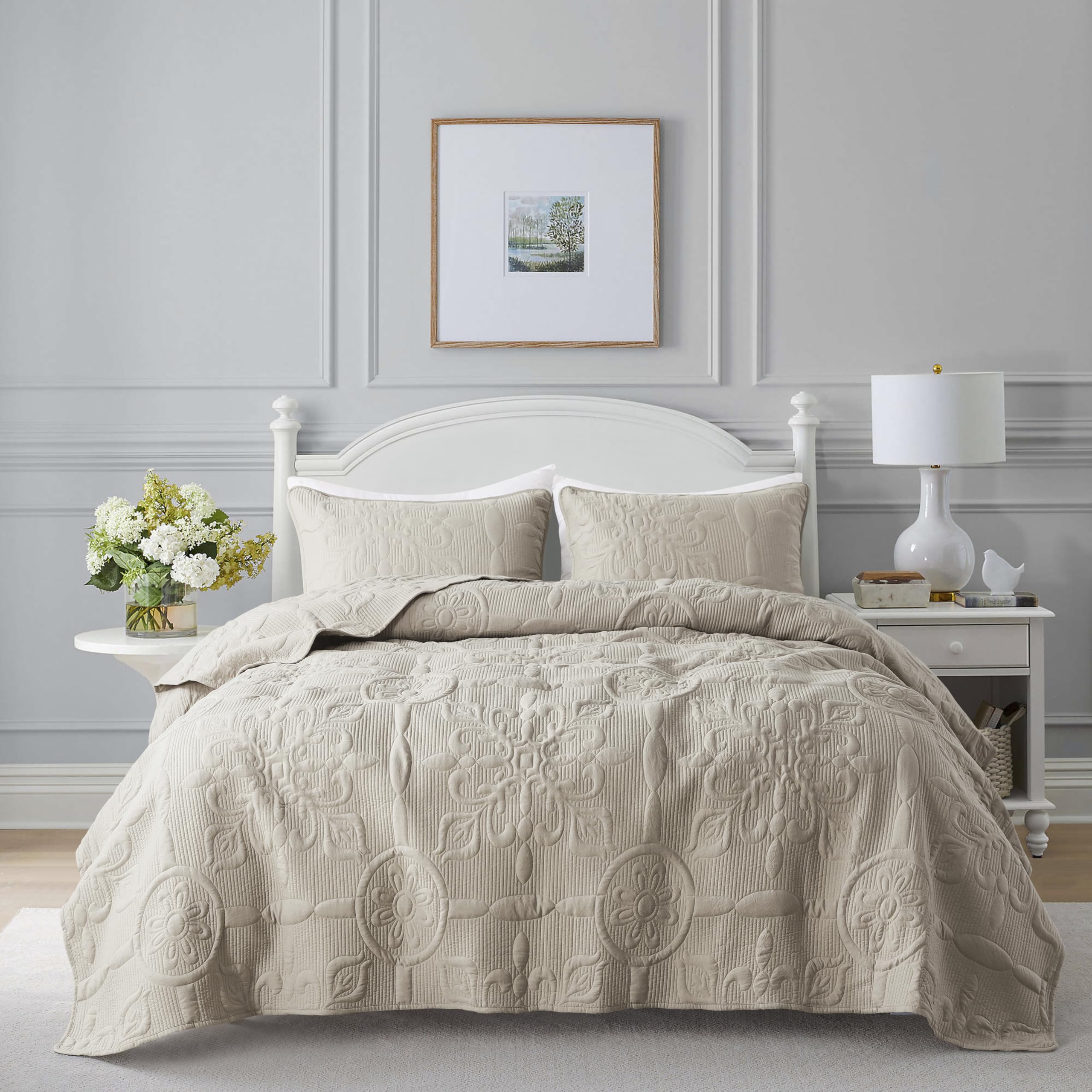 B2EVER Beige Damask Quilt Queen Size Bedding Sets with 2 Pillow Shams, Boho Bedspread Lightweight Soft Farmhouse Vintage Bohemian Coverlet Retro Jacquard Pattern Bed Cover for All Season, 3 Pieces