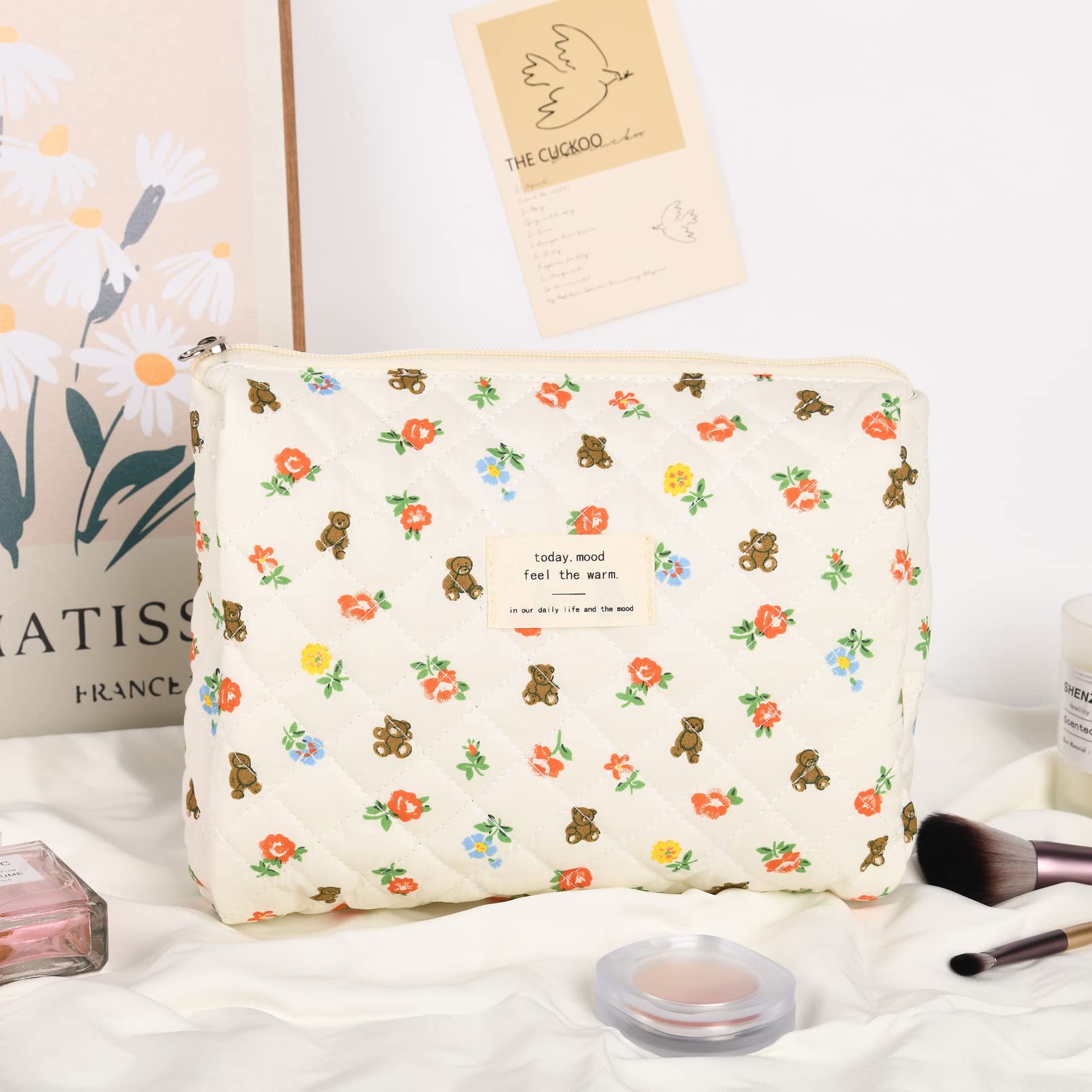 SOIDRAM Coquette Makeup Bag Coquette Aesthetic Cosmetic Bag Large Travel Makeup Organizer Cute Pouch Cotto Kawaii Toiletry Bag