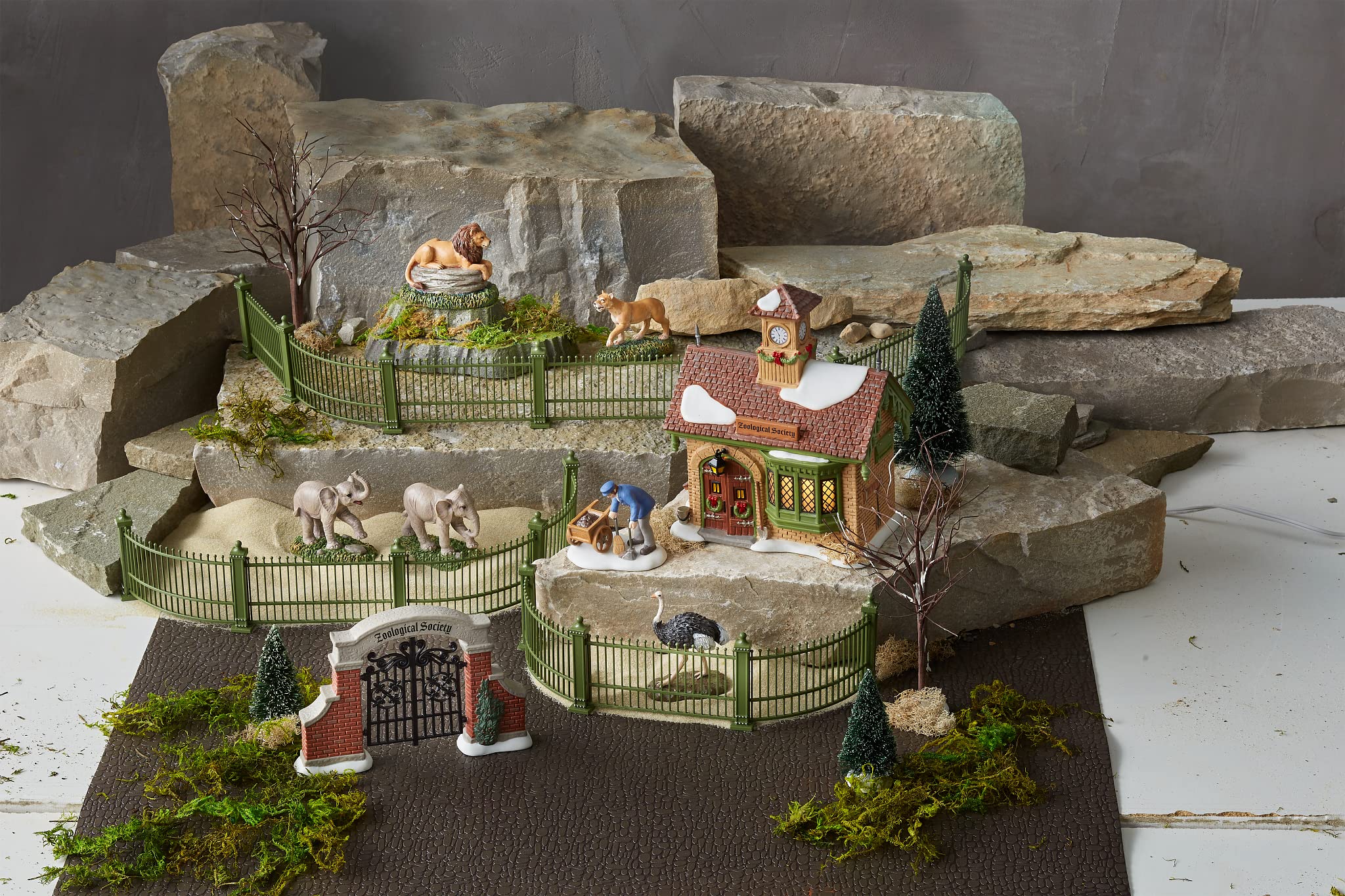 Department 56 Dickens Village Accessories Zoological Gardens Elephants Figurine Set, 2.7 and 2.25 Inch, Multicolor