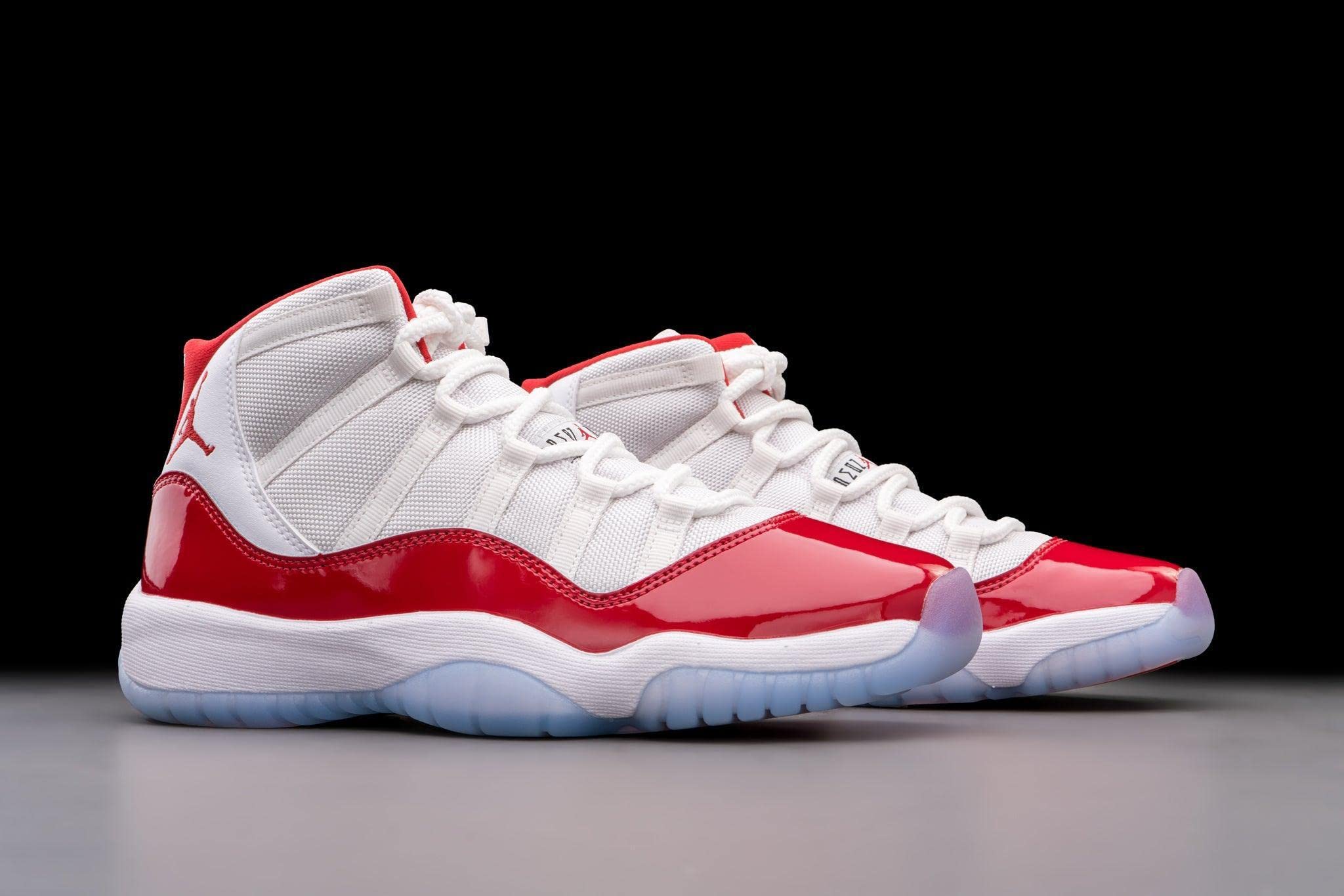 Jordan Youth Air 11 GS 378038 116 Cherry 2022 - Size 6.5Y