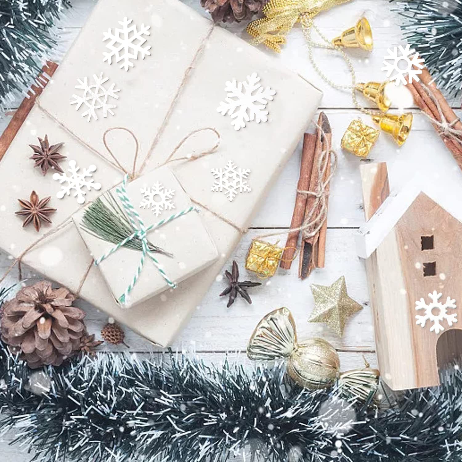 Honbay 100PCS Christmas Snowflakes Wood Slices Snowflake Wooden Embellishments Ornaments for Winter Xmas Tree Craft Decorations