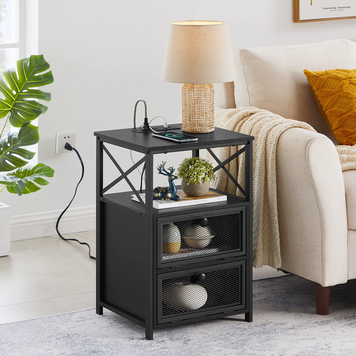 VECELO Black End Table Set of 2 with USB Ports and Outlets,24Inch Nightstands with Charging Station and Storage Shelf for Bedroom,Living Room