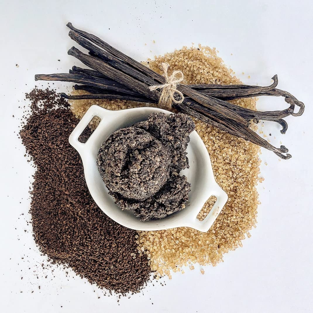 Big Crazy Buffalo Pure Bison Tallow Vanilla Coffee Body Scrub - Luxurious, Smooth Skin, Soften, Cleans and Smooths, Exfoliating, Hands, Feet, Essential Oils, Sugary, Salty, Exfoliate & Moisturize