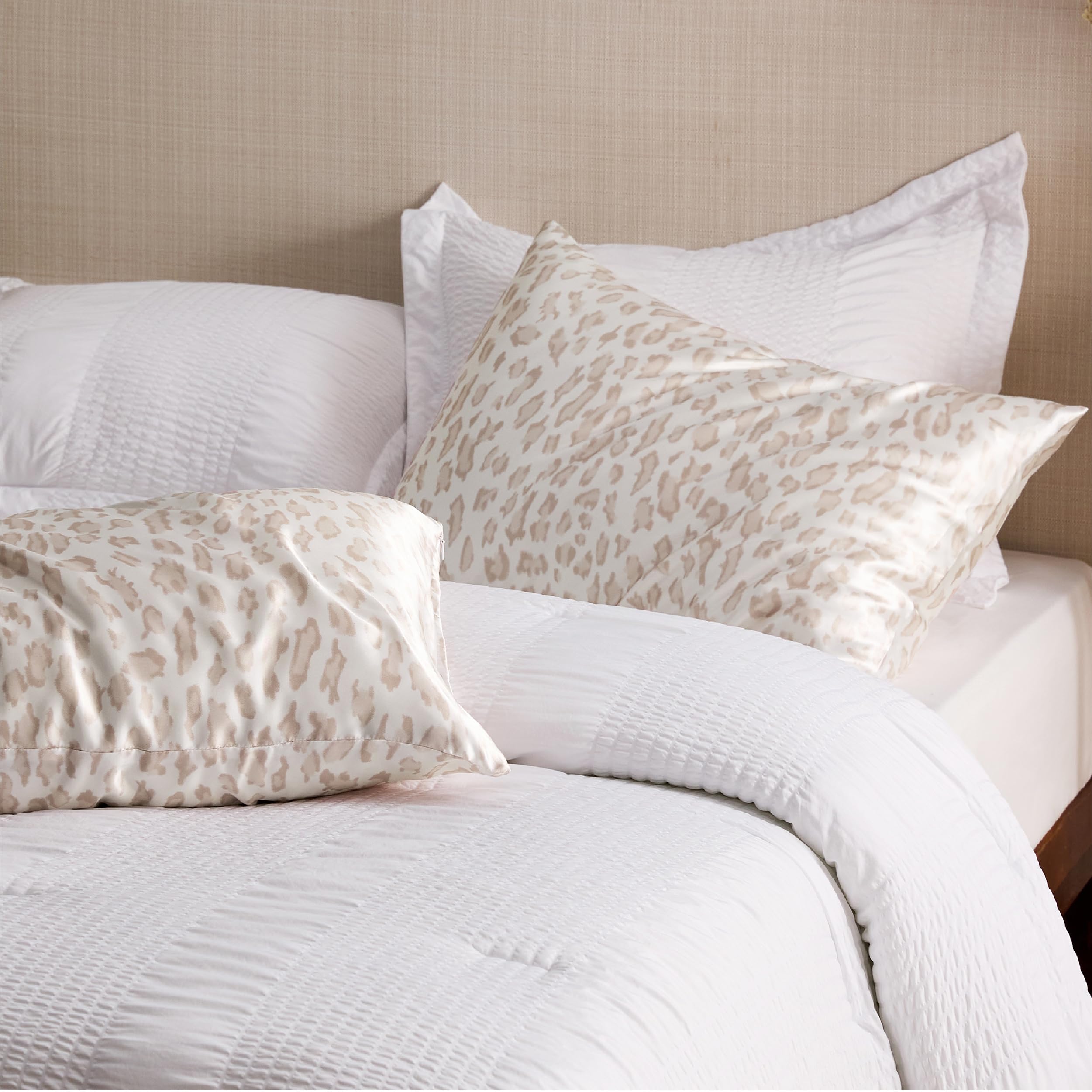 Bedsure Satin Pillowcase with Zipper 2 Pack Queen Size 20''x30'' - Similar to Silk Pillowcases for Hair and Skin, Silky & Soft Zip Satin Pillow Case Set of 2 (Leopard, 20x30 Inches)