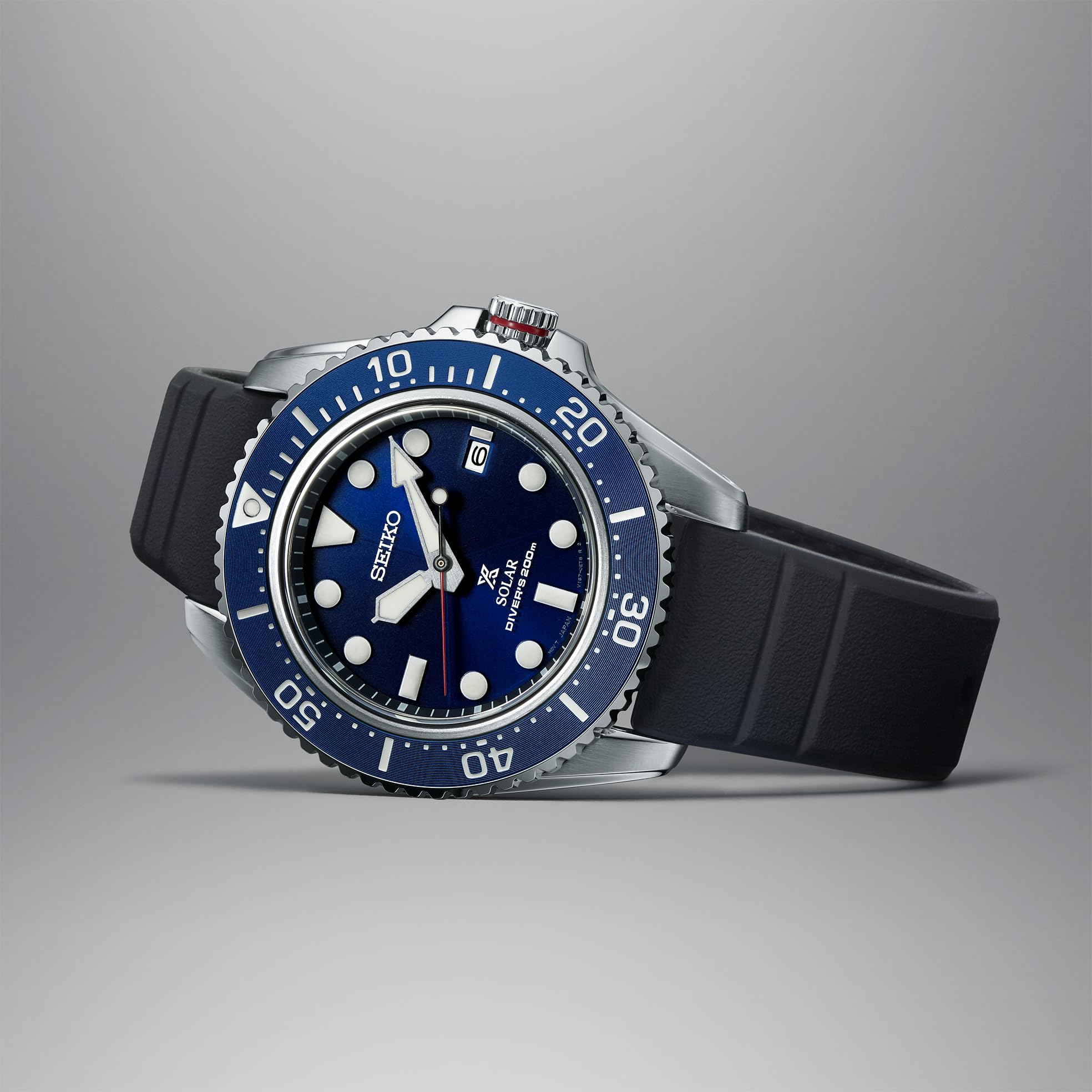 SEIKO SNE593 Solar Dive Watch for Men - Prospex Collection - LumiBrite Hands, 10-Month Power Reserve, Stainless Steel Case - Water Resistant 200M