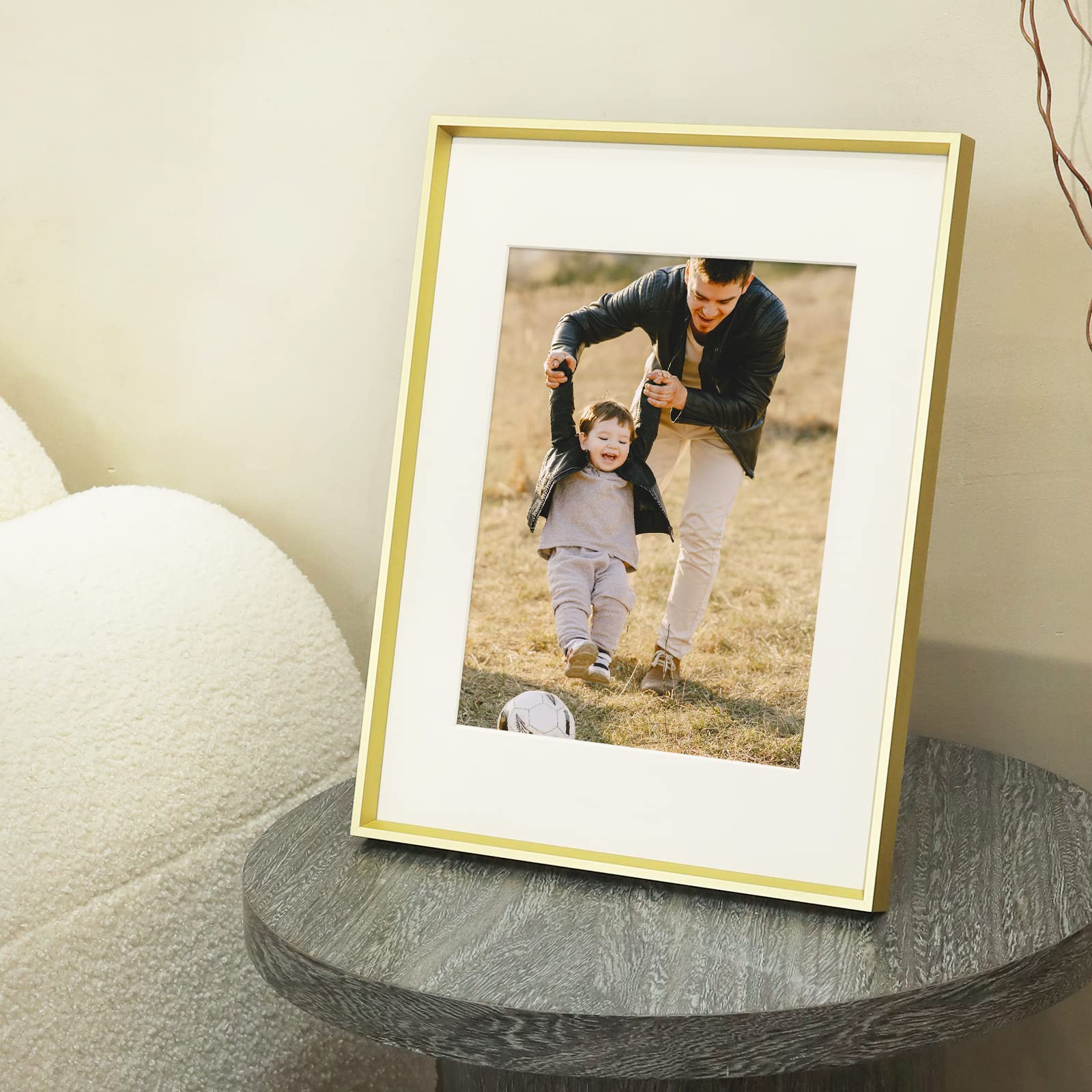 FOLKOR 11x14 Gold Picture Frame with Mat for 8x10, 11 by 14 Metal Frame with Stand, Tabletop or Wall Mounting, 11x14 Photo Frame for Posters/Prints/Landscape/Portrait/Gallery Wall Art (Gold, 1 Pack)