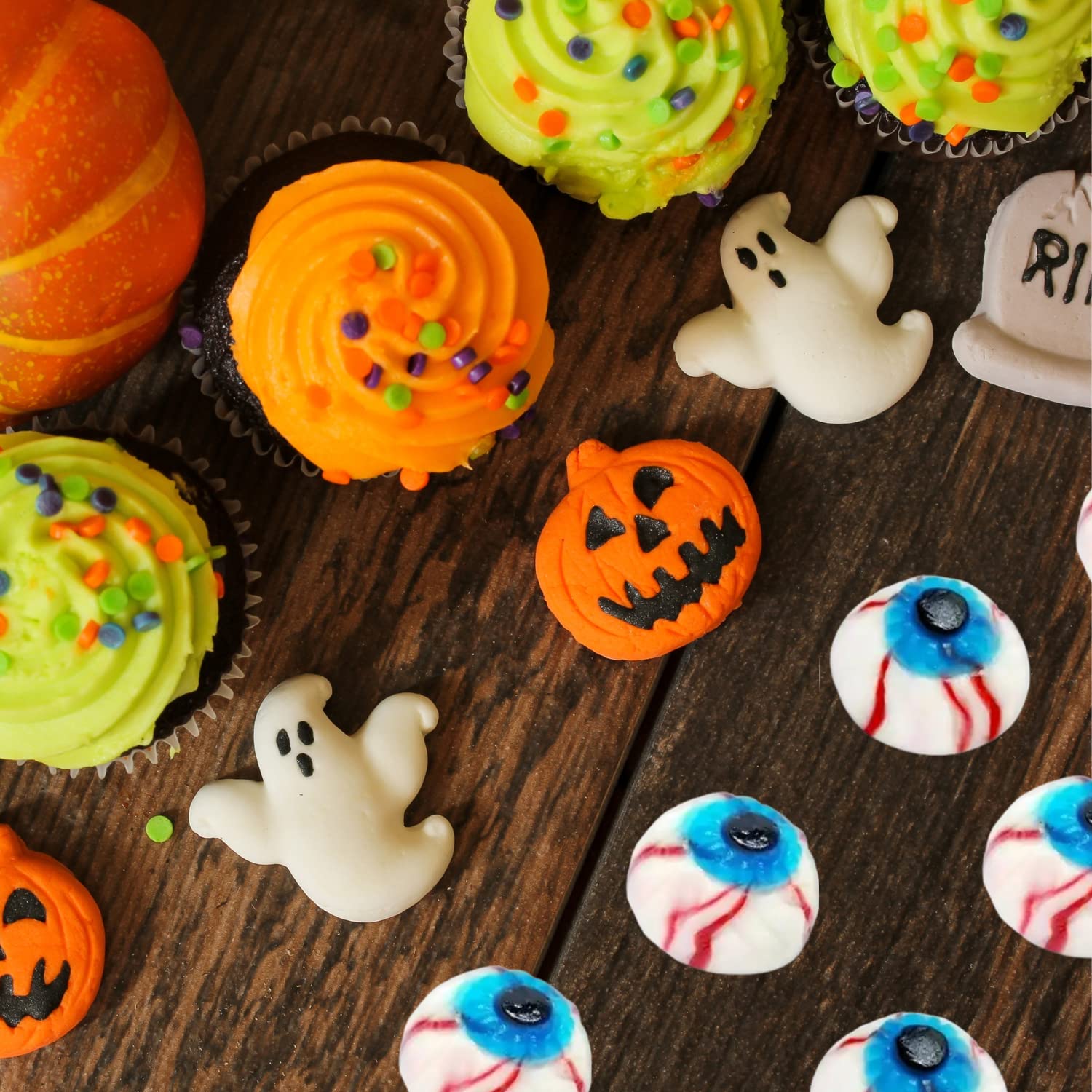 Halloween Gummy Bulging Eyeballs, Individually Bagged Candies, Freaky Candy Packs, (Pack of 3)