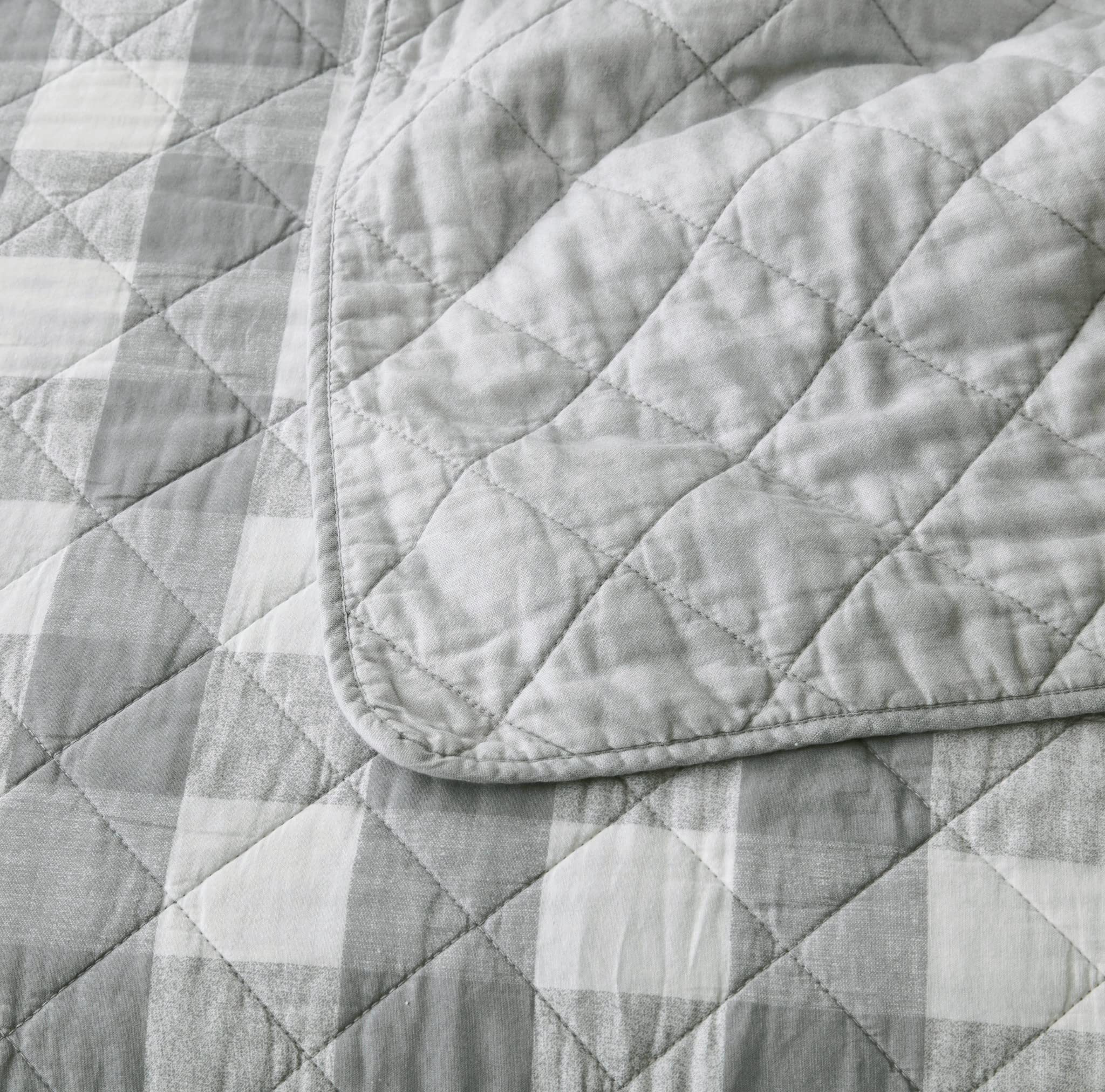 Chezmoi Collection 3-Piece Gray White Plaid Cotton Quilt Set - Buffalo Check Solid Reversible Bedspread - Pre-Washed Cotton Lightweight Coverlet, King Size