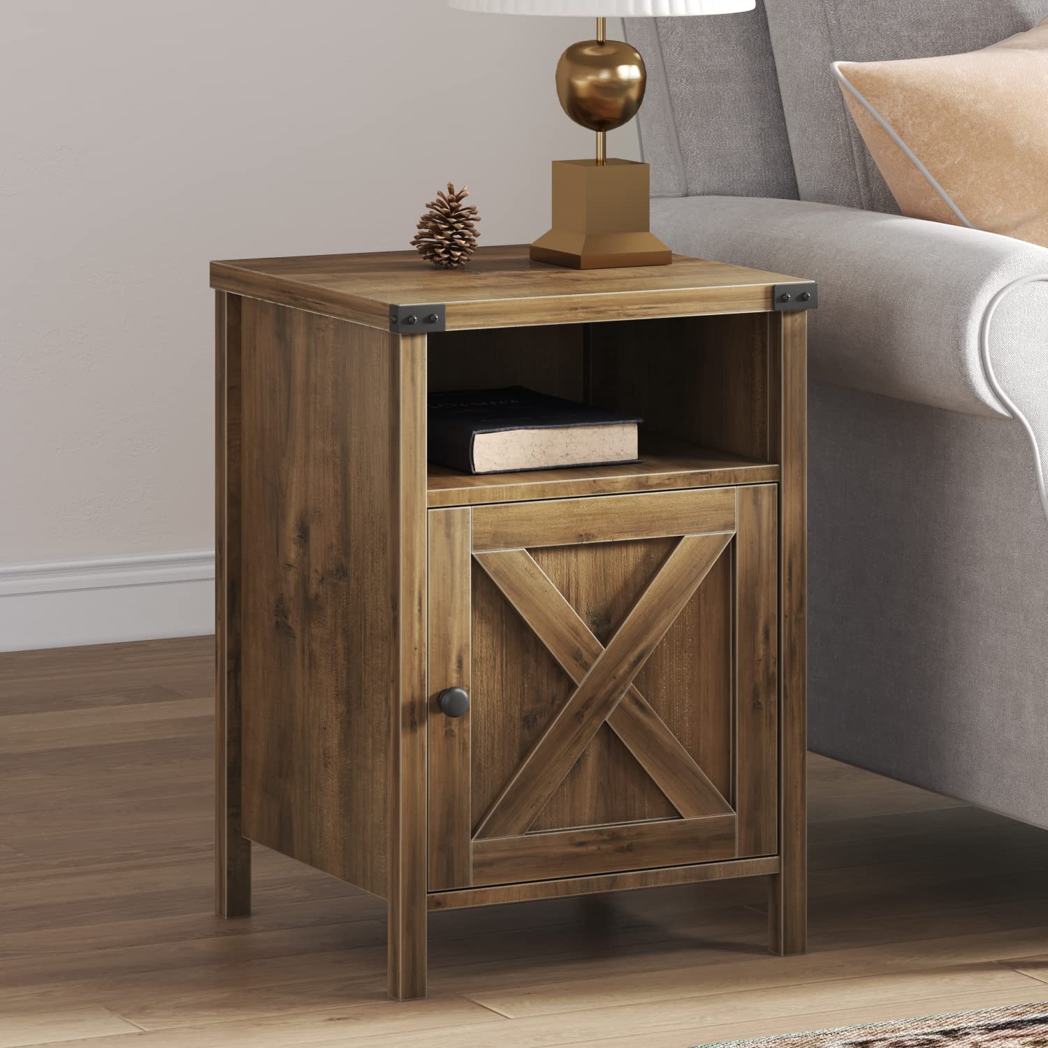 Catrimown Farmhouse, End Table, Nightstand, Side Table, Set of 2 End Table with Barn Door and Shelf, Rustic Oak Nightstand Set of 2, Bed Side Table End Tables for Living Room, Bedroom Room, Oak