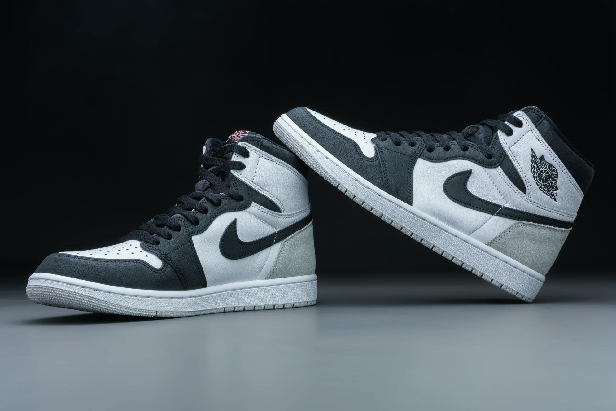 Nike Men's Air Jordan 1 Retro High OG Shoes, White/Black-grey Fog-bleached, 9