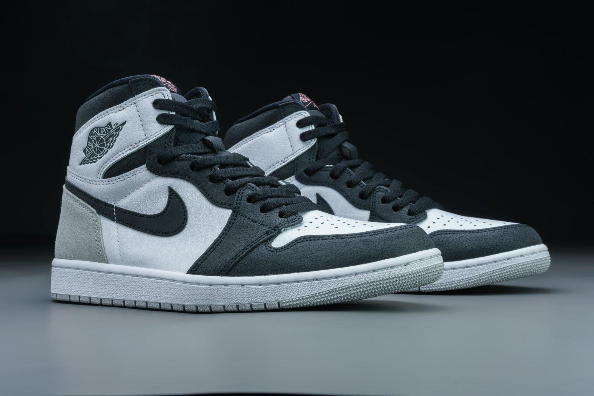 Nike Men's Air Jordan 1 Retro High OG Shoes, White/Black-grey Fog-bleached, 9