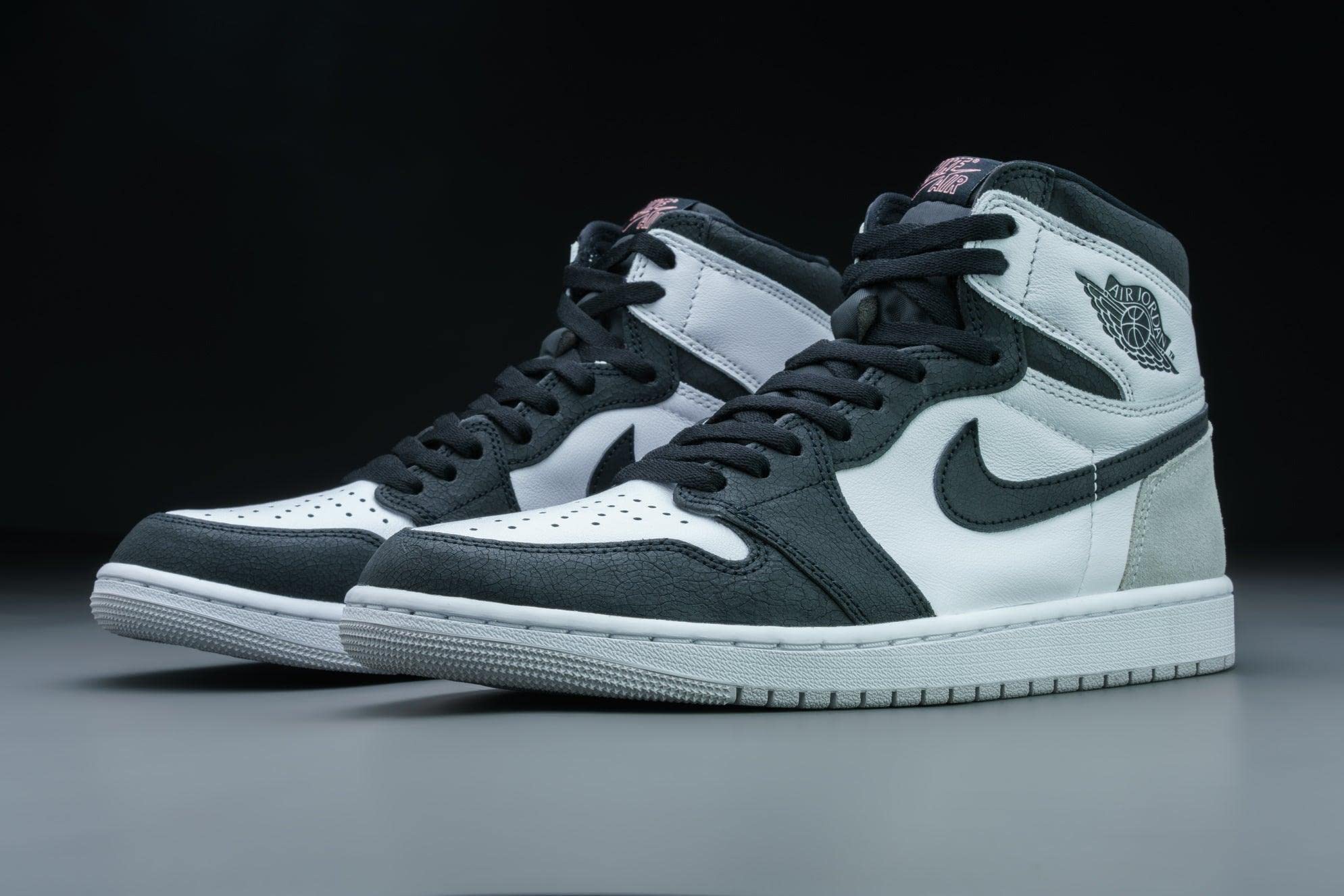 Nike Men's Air Jordan 1 Retro High OG Shoes, White/Black-grey Fog-bleached, 9