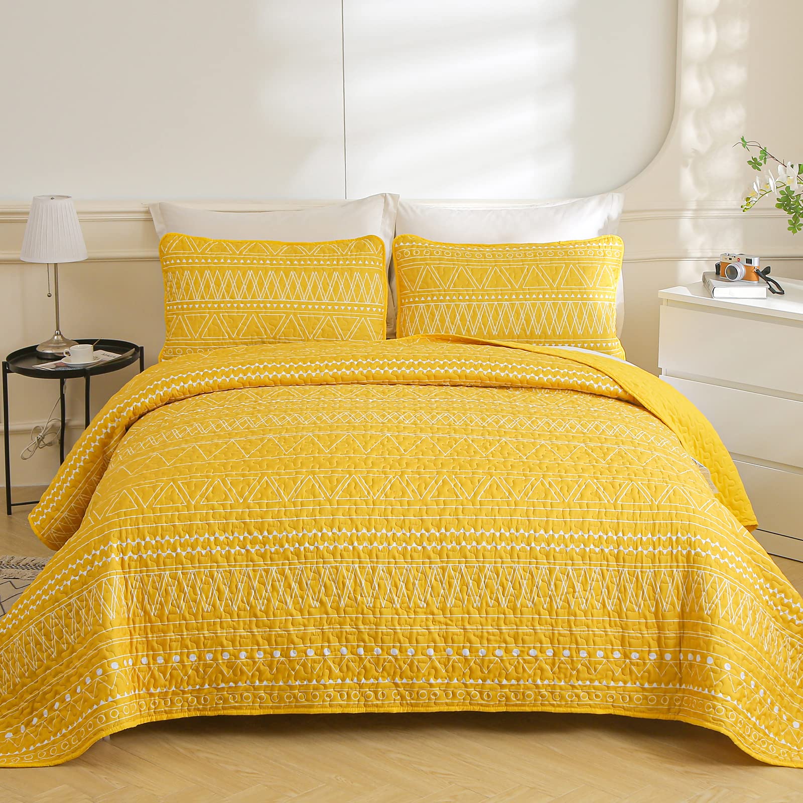 WONGS BEDDING Yellow Boho Quilt Set Queen,3 Pieces Reversible Mustard Stripe Quilt with 2 Pillowcases Bohemian Bedspread Bedding Set Microfiber Quilted Coverlet Set for All Seasons Queen (90"×96")