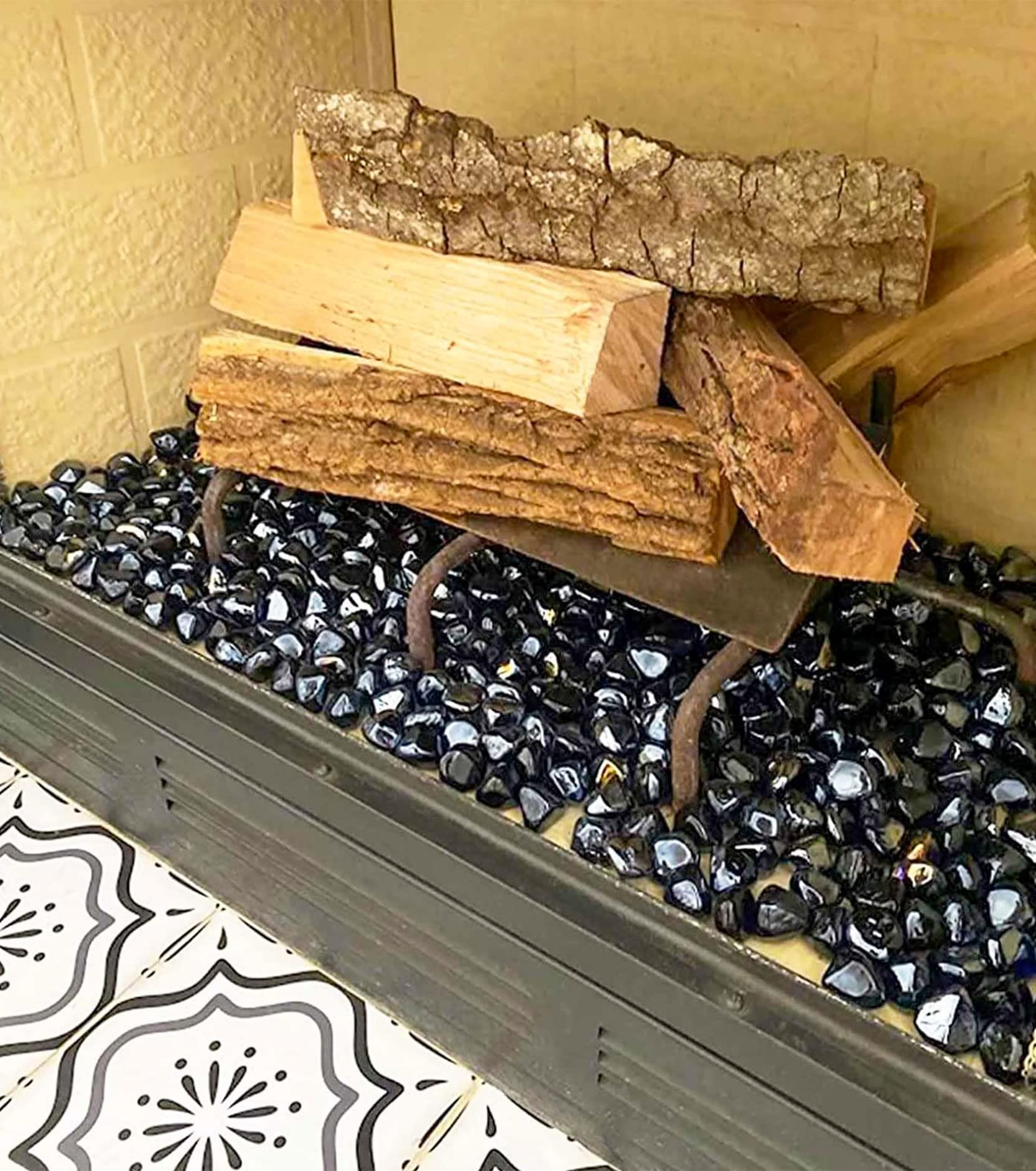 GRISUN Onyx Black Fire Glass Diamonds for Fire Pit, 1 Inch High Luster Reflective Tempered Glass Rocks for Natural or Propane Fireplace, Safe for Outdoors and Indoors Firepit Glass, 10 Pounds