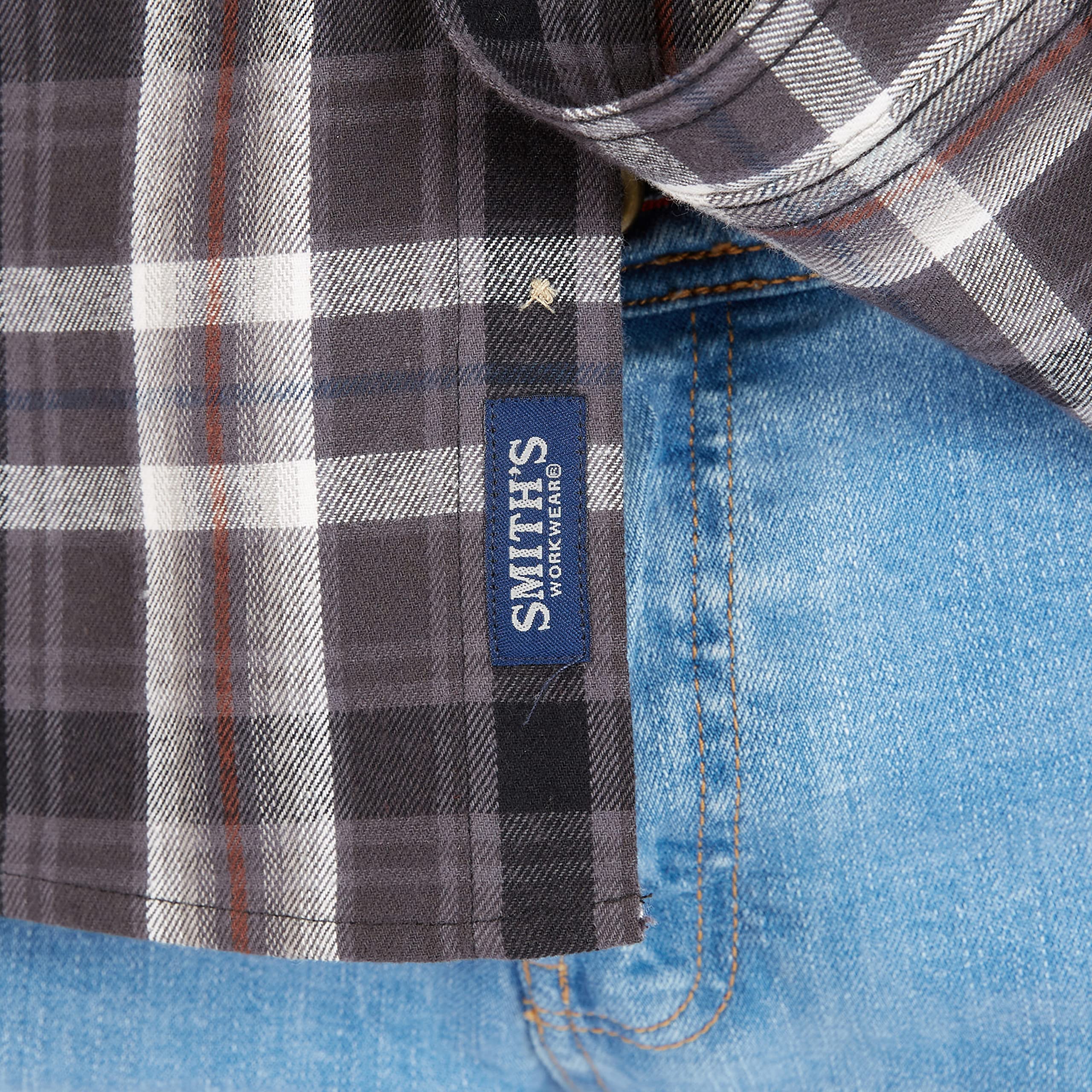Smith's Workwear Men's Plaid Pocket Flannel Button-Up Shirt, Charcoal-445, XL