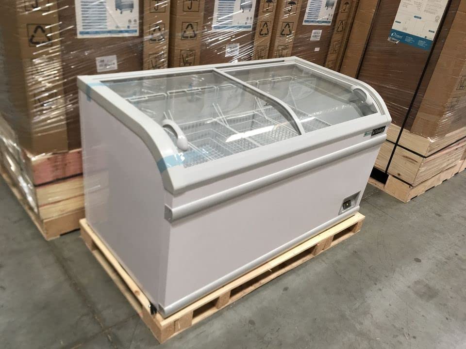Dukers WD-500Y 56" Commercial Chest Freezer in White 17.6 Cu. Ft
