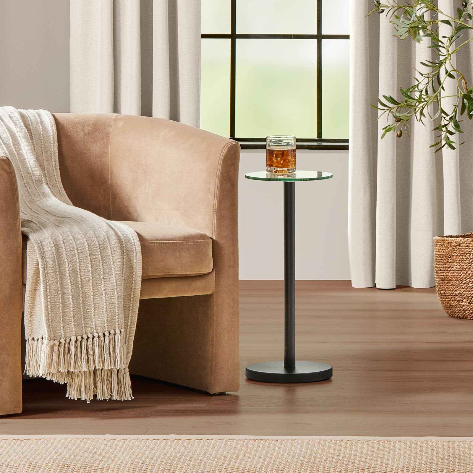mDesign Bedroom Nightstand — Side Table for Lamps, Books, Trinkets and Other Décor — Versatile Bedroom and Living Room Table — Clear/Matte Black