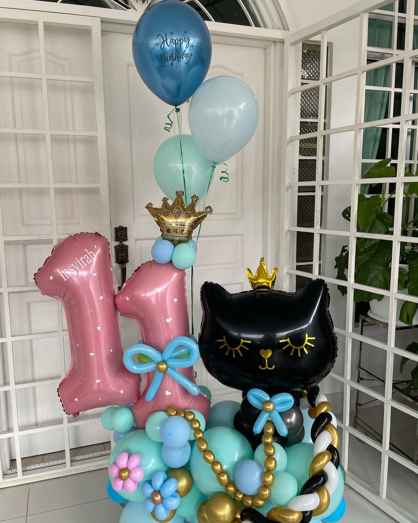 Giant Cat Balloons 22 Inch Adorable Black Crown Kitty White Cat Balloons for Kitten Pet Cat Theme Birthday Party Decorations